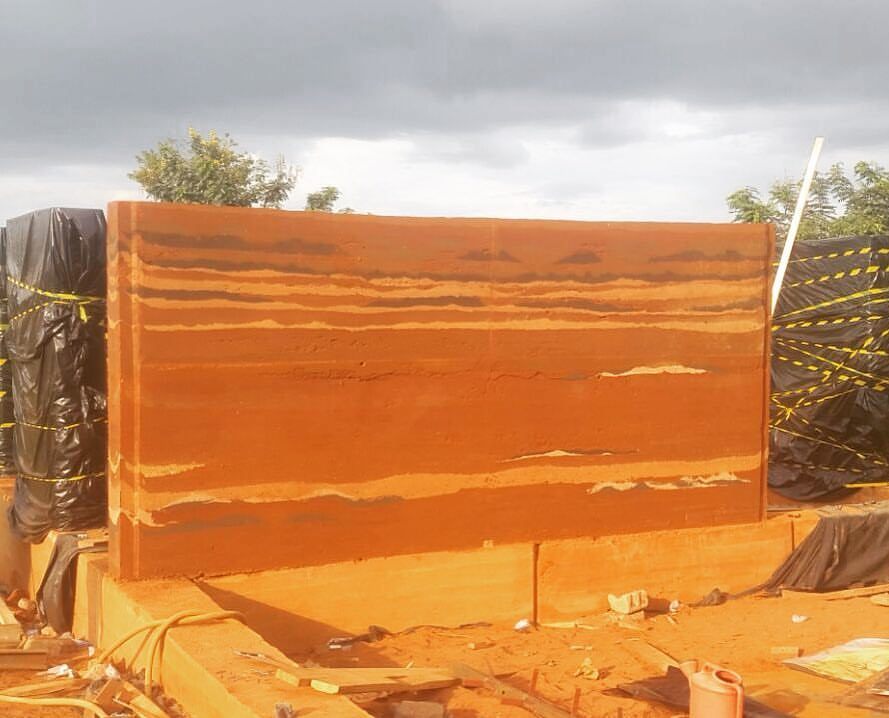 Gallery of Colors Of the Earth: Ghana's Incredible, Rammed Earth Walls - 7