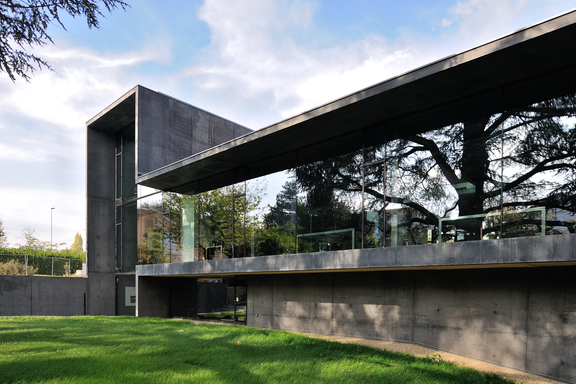 Gallery of AUM Pierre Minassian Offices / AUM Pierre Minassian - 2