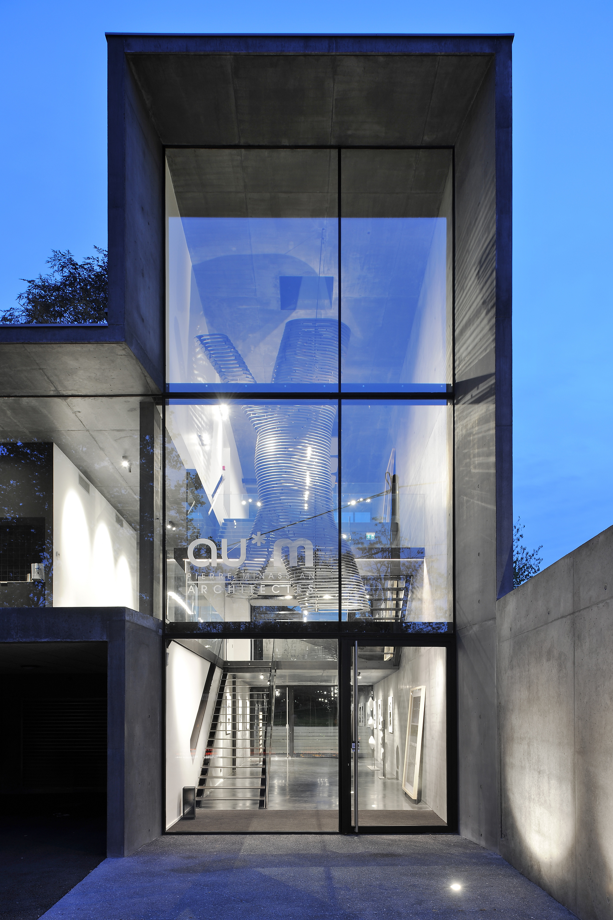 Gallery of AUM Pierre Minassian Offices / AUM Pierre Minassian - 20