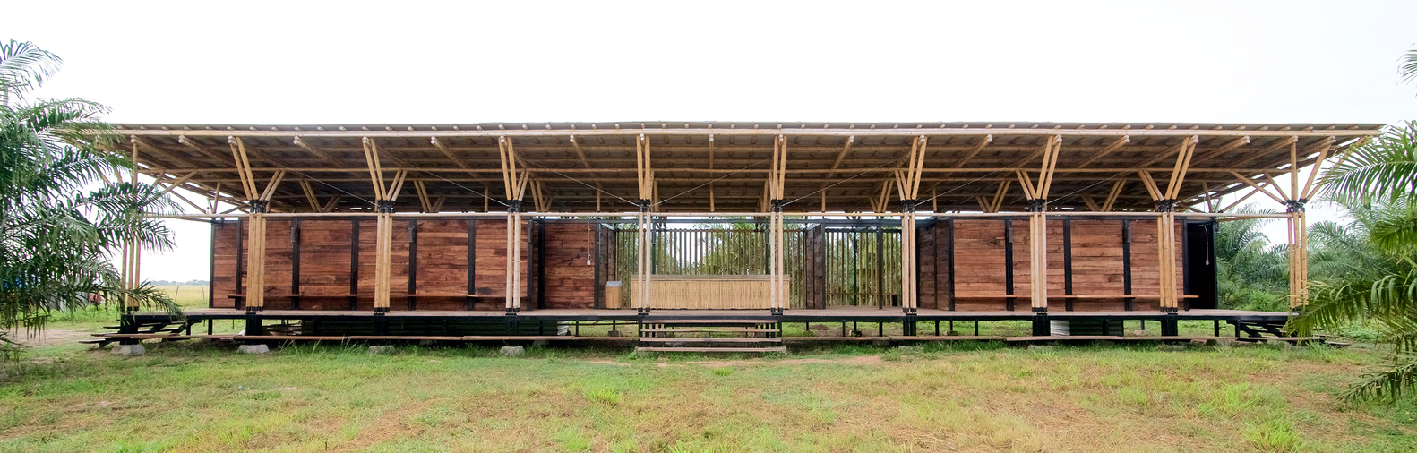 Galería de Aprende a diseñar una estructura de techo con bambú - 4