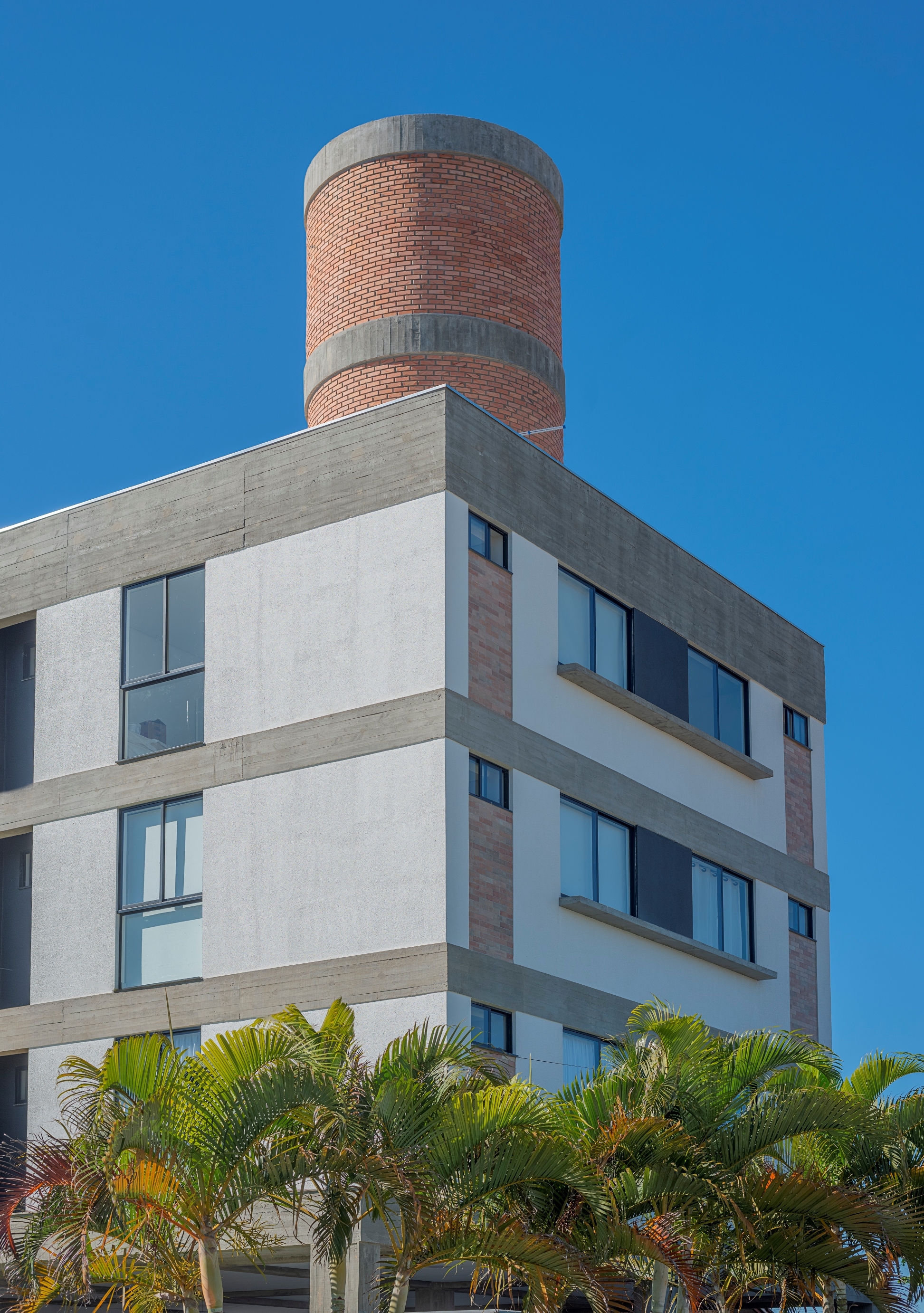 Galeria de Edifício H1 / PJV Arquitetura - 12