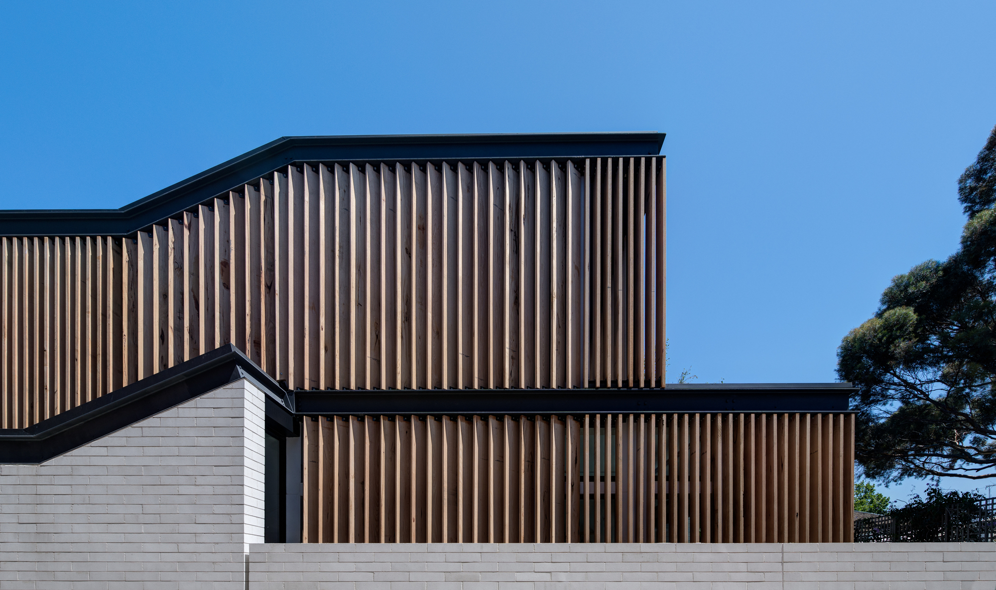 Gallery of Folding Floor House / Crosshatch - 28