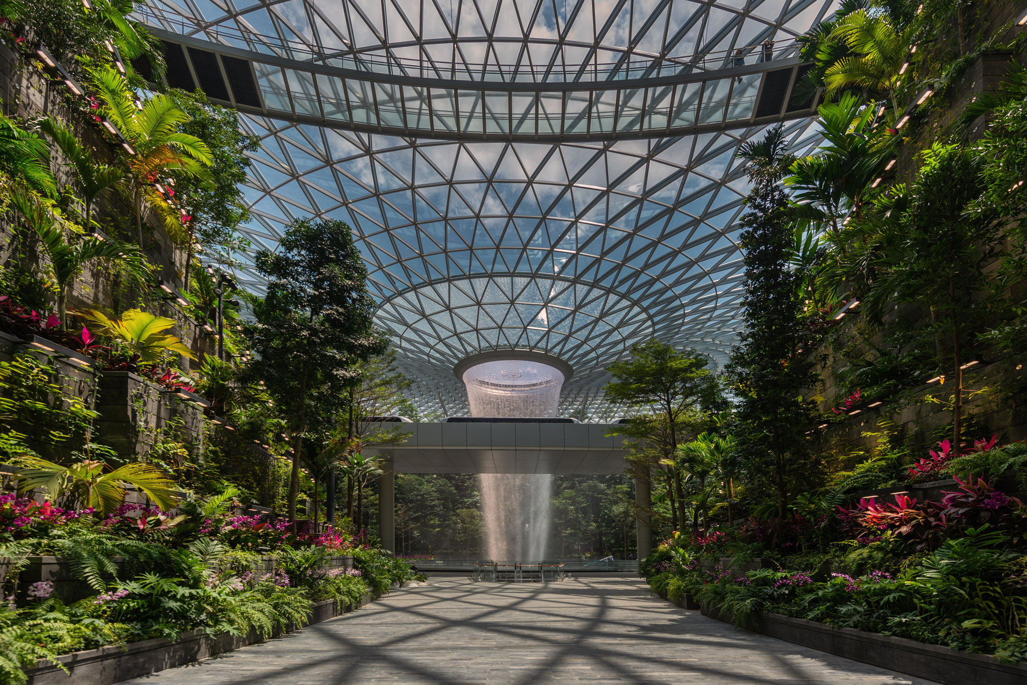 Gallery of Safdie Completes World's Tallest Indoor Waterfall in ...