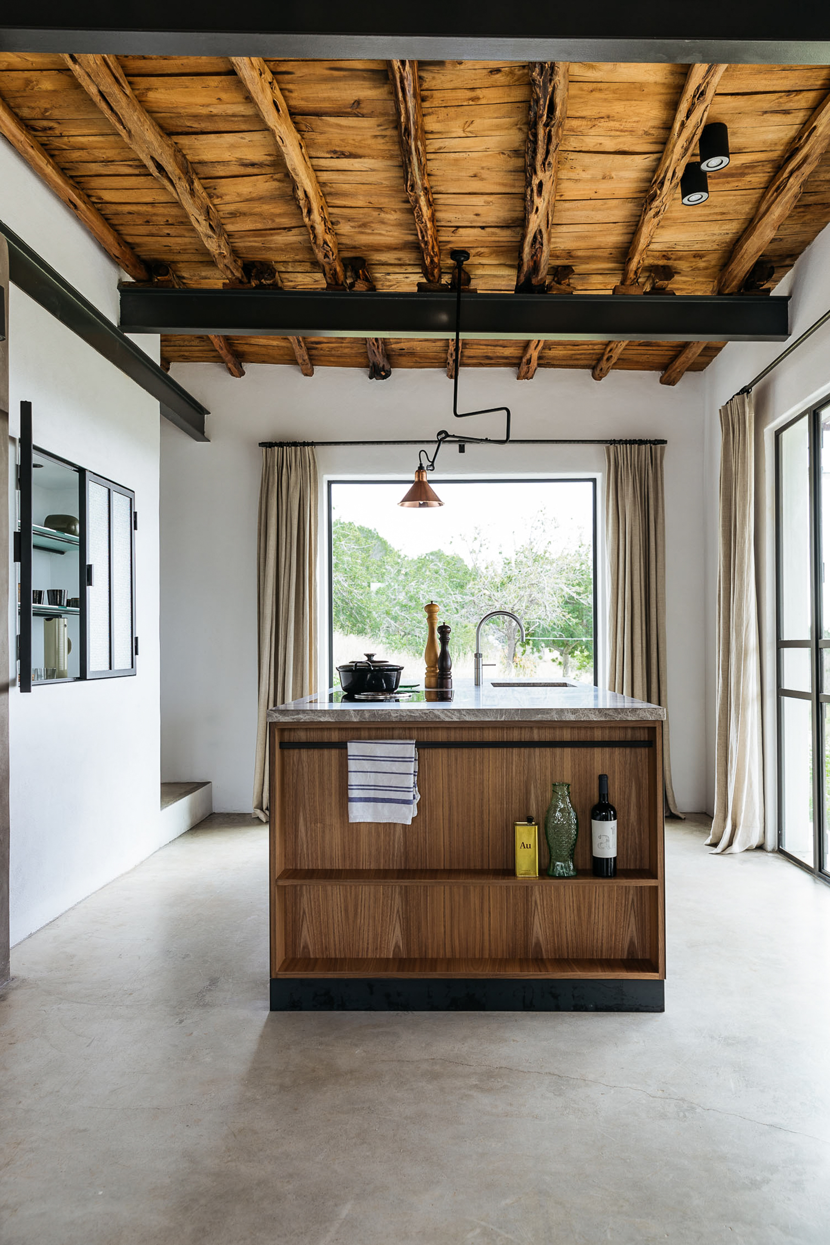 Gallery of The Ibiza Campo Loft / The Nieuw + ibiza interiors - 6