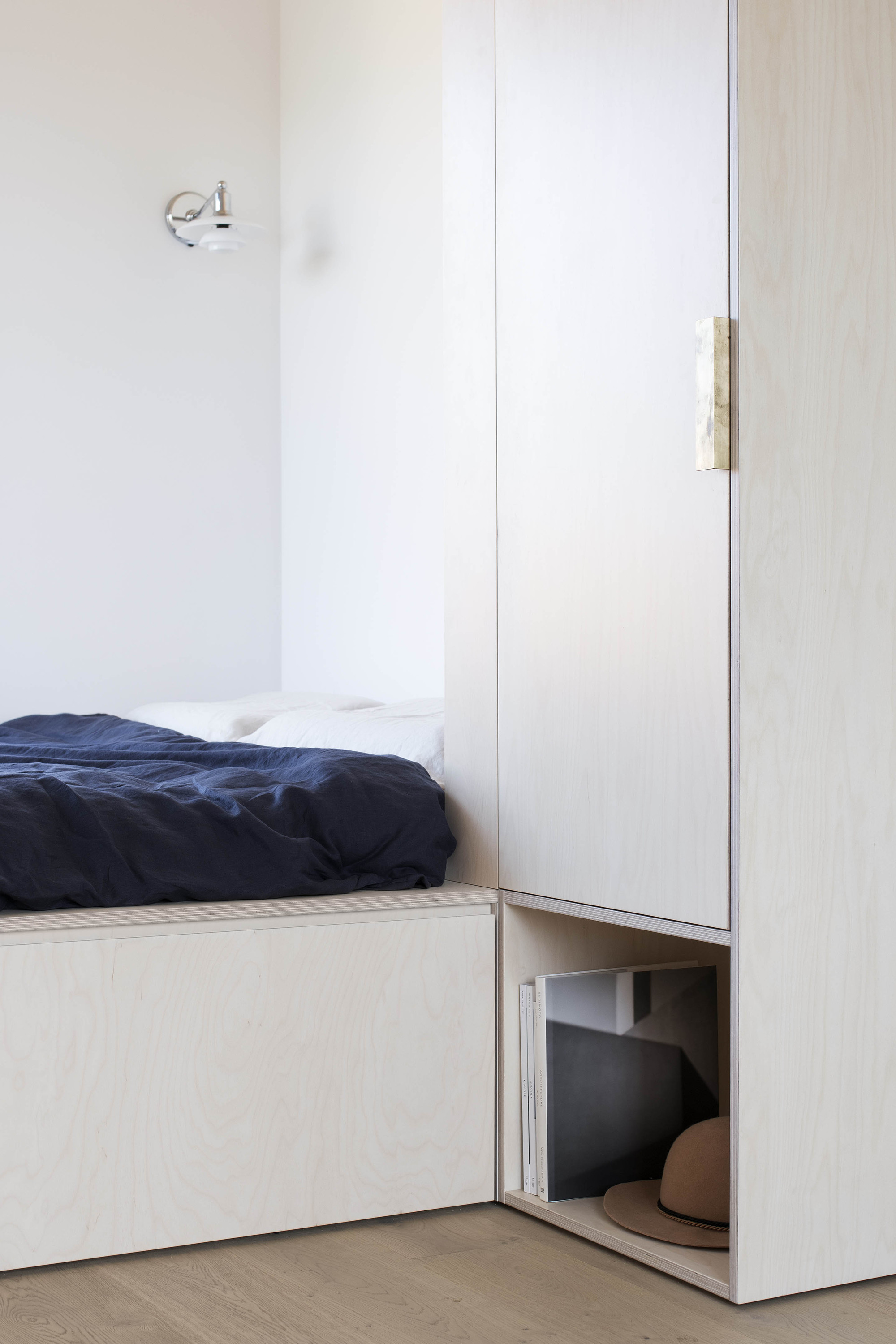 Gallery of Three Piece House / TRIAS - 8