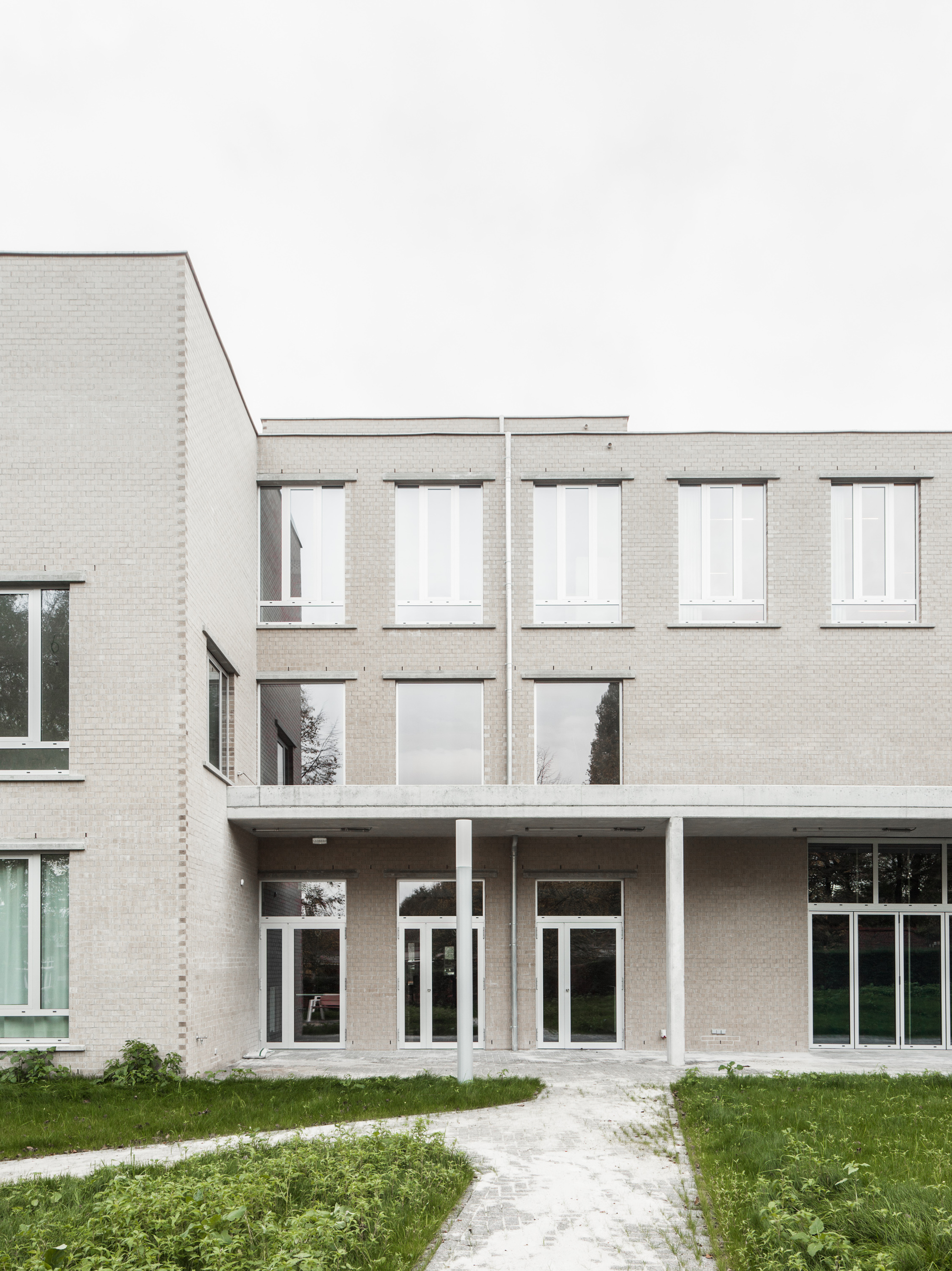 Gallery of Lendrick Community Center / HUB - 22