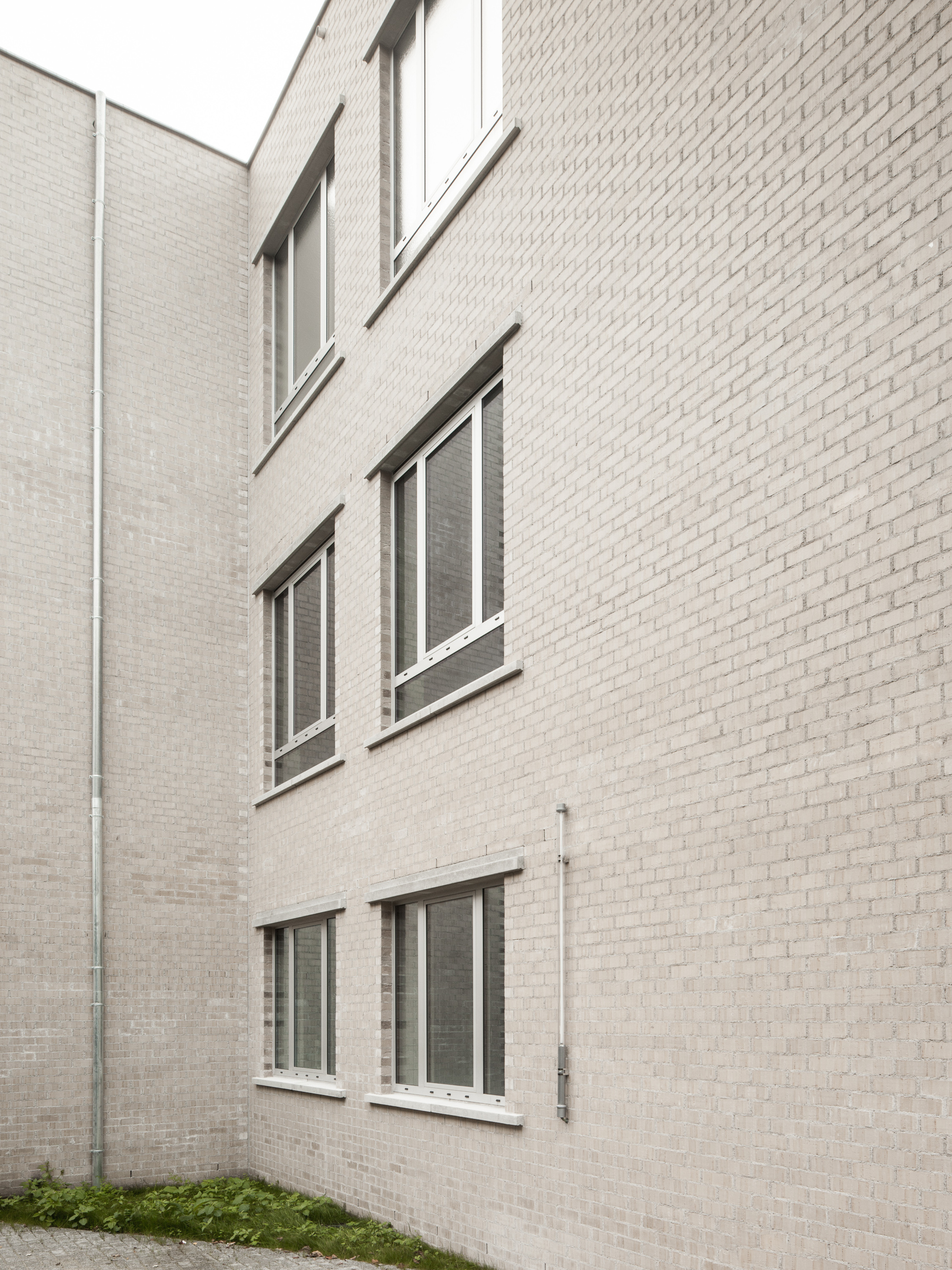 Gallery of Lendrick Community Center / HUB - 13