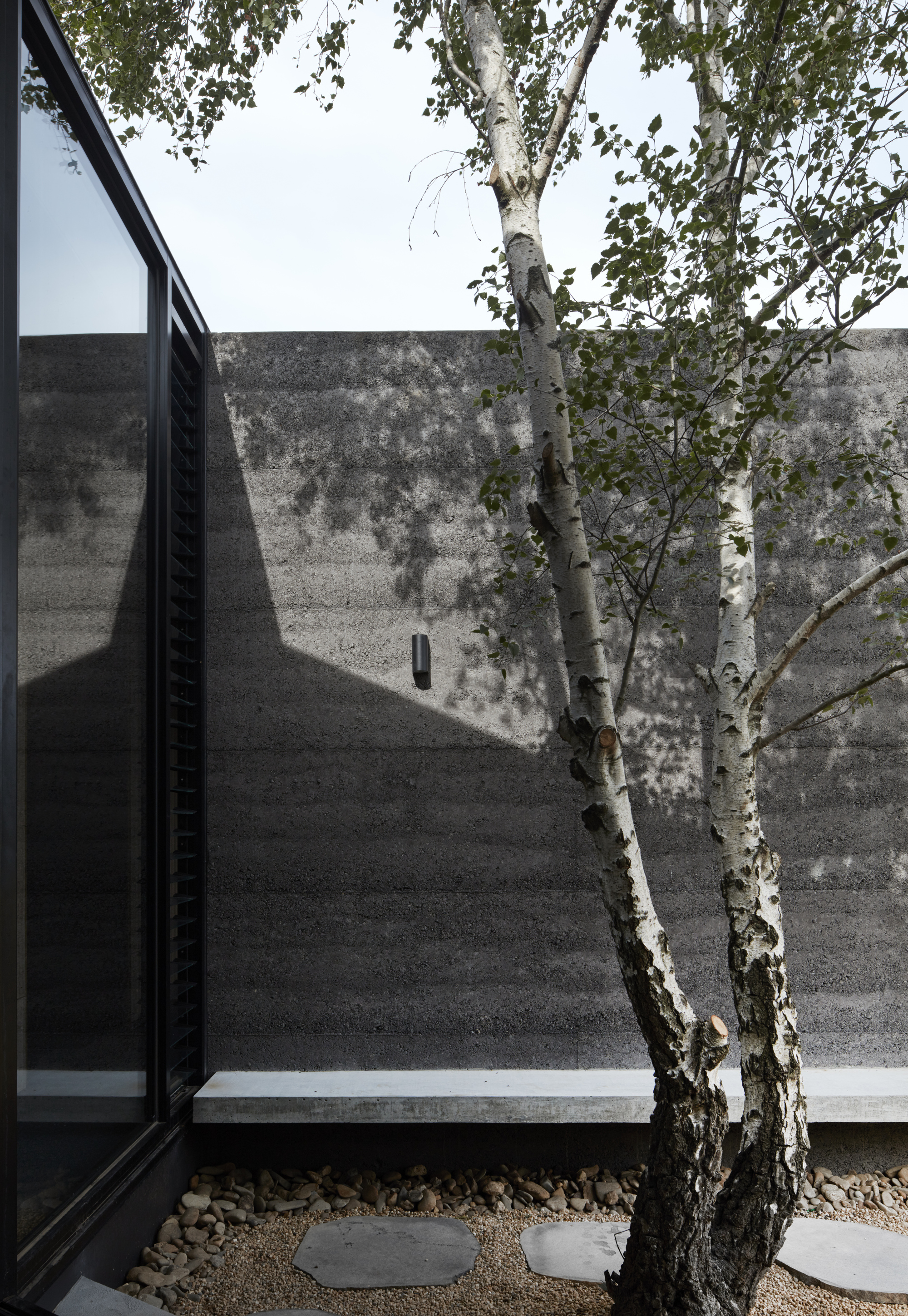 Gallery of Pavilion Between Trees / Branch Studio Architects - 16