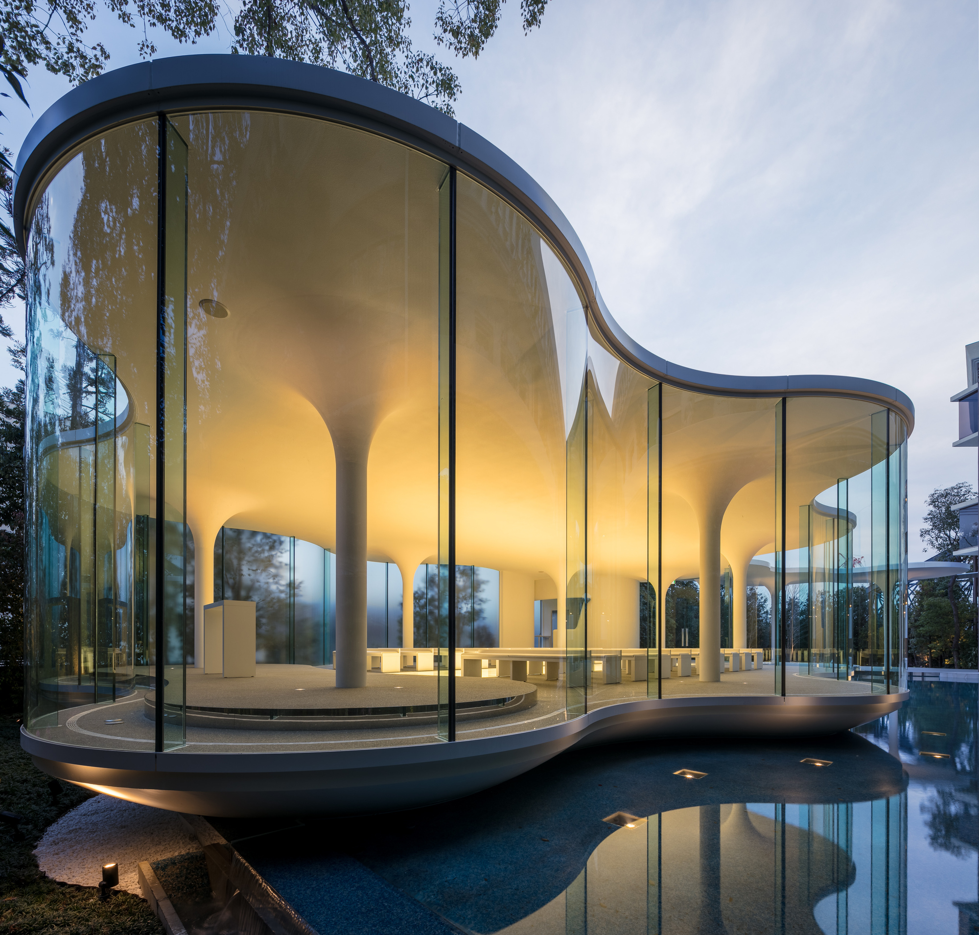 Gallery of Cloud of Luster Chapel / KTX archiLAB - 13