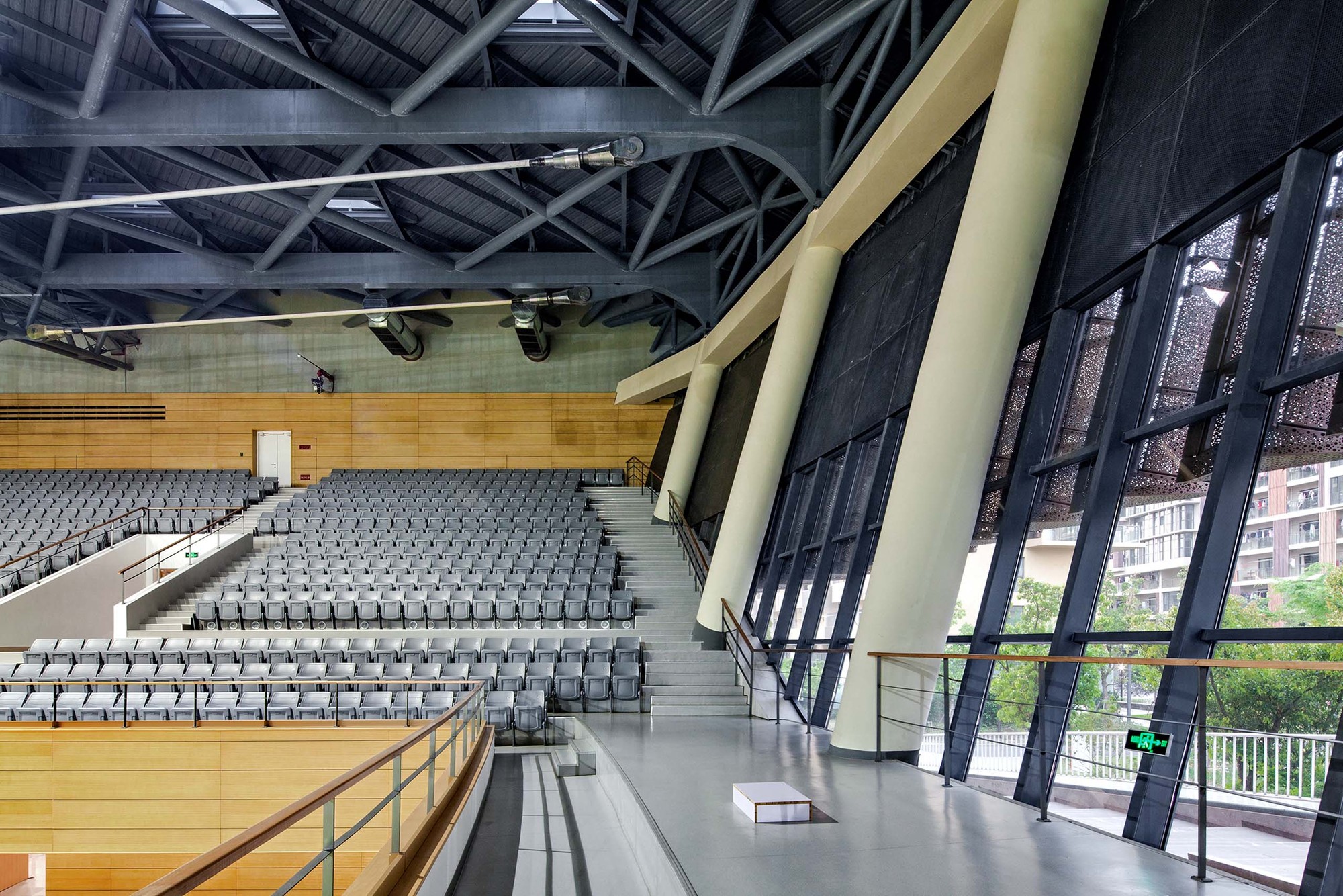 Gallery of Sports Hall of Shanghai University of Science and Technology ...