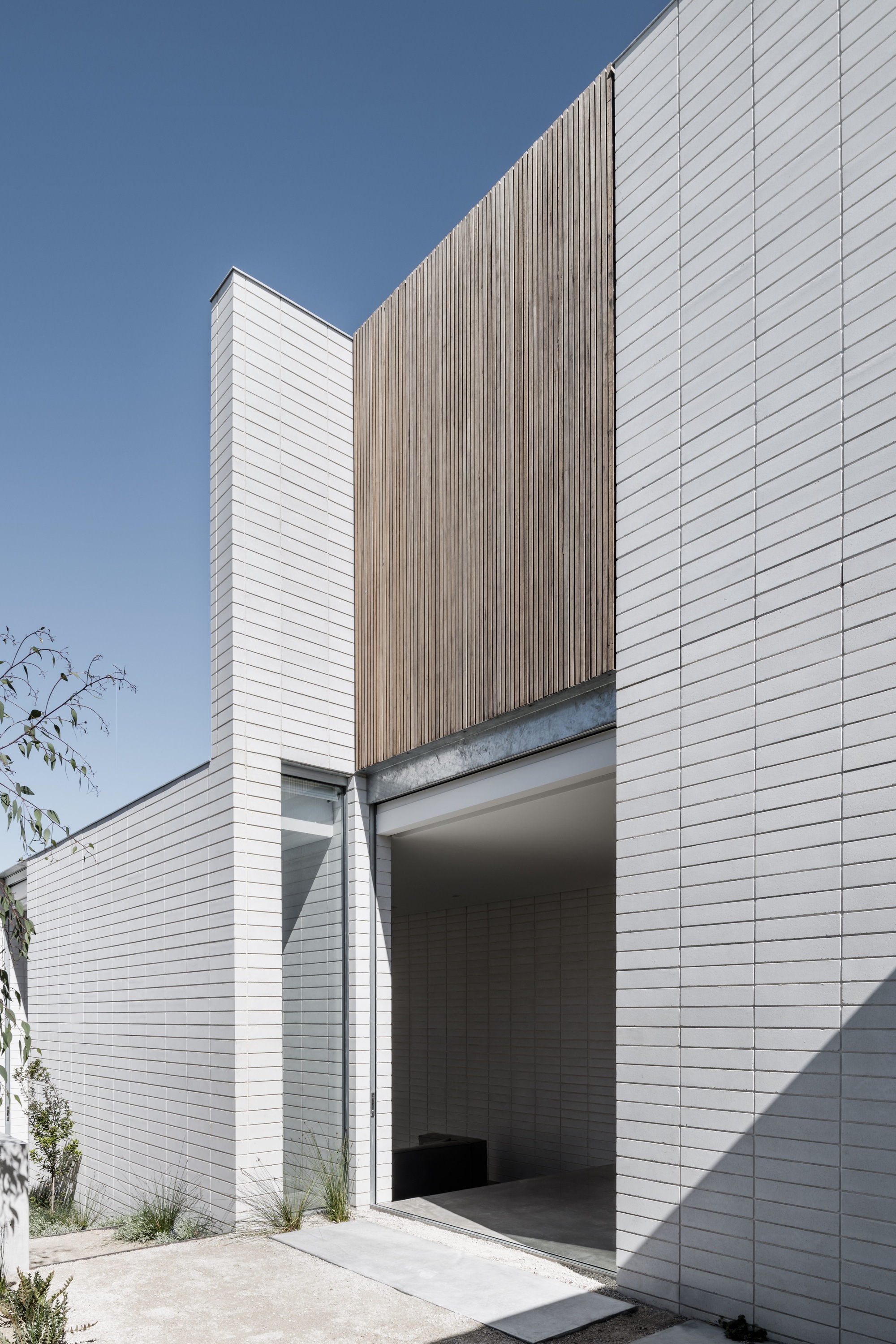 Gallery of Edsall Street House / RITZ&GHOUGASSIAN - 8