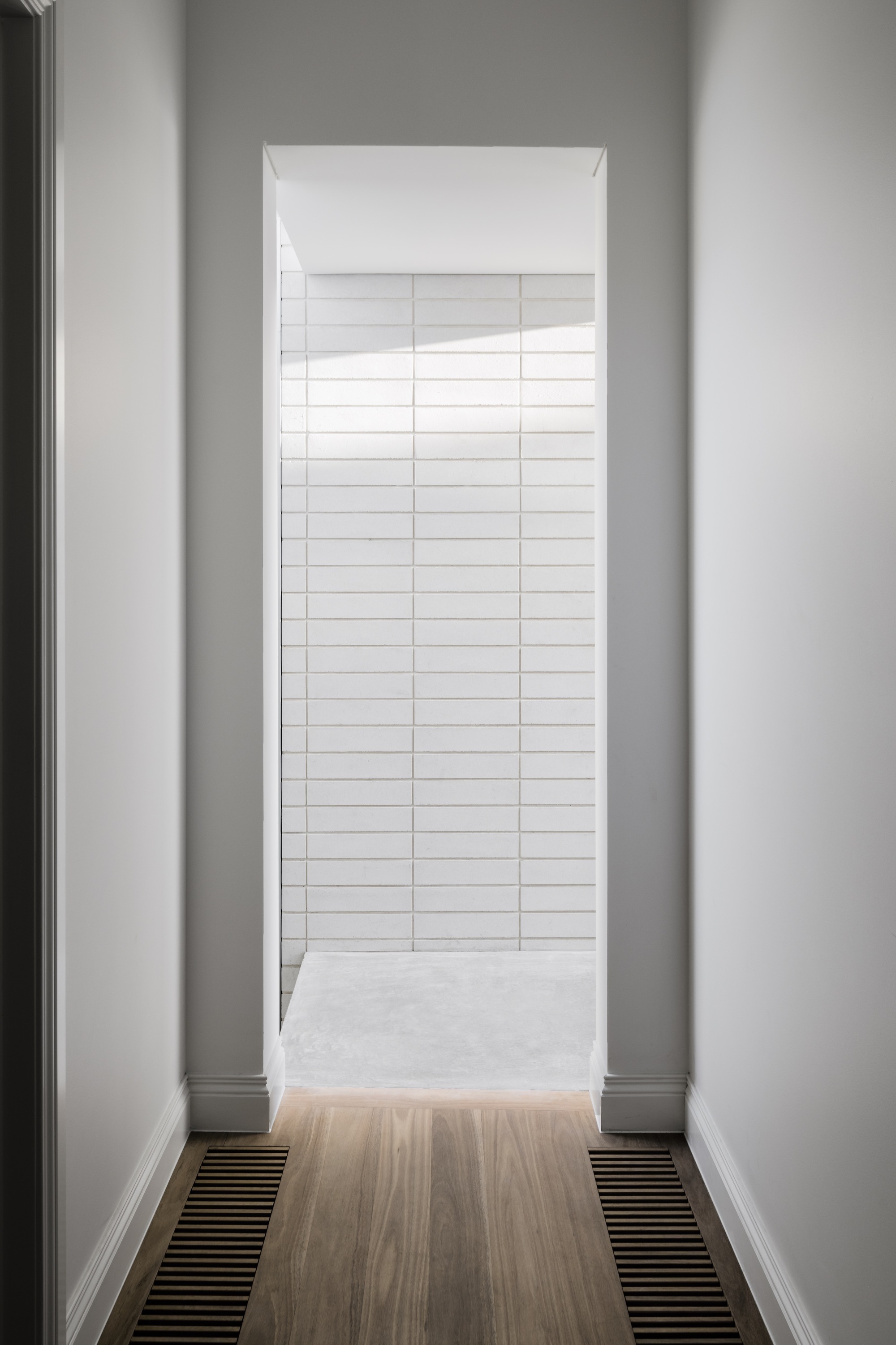 Gallery of Edsall Street House / RITZ&GHOUGASSIAN - 15