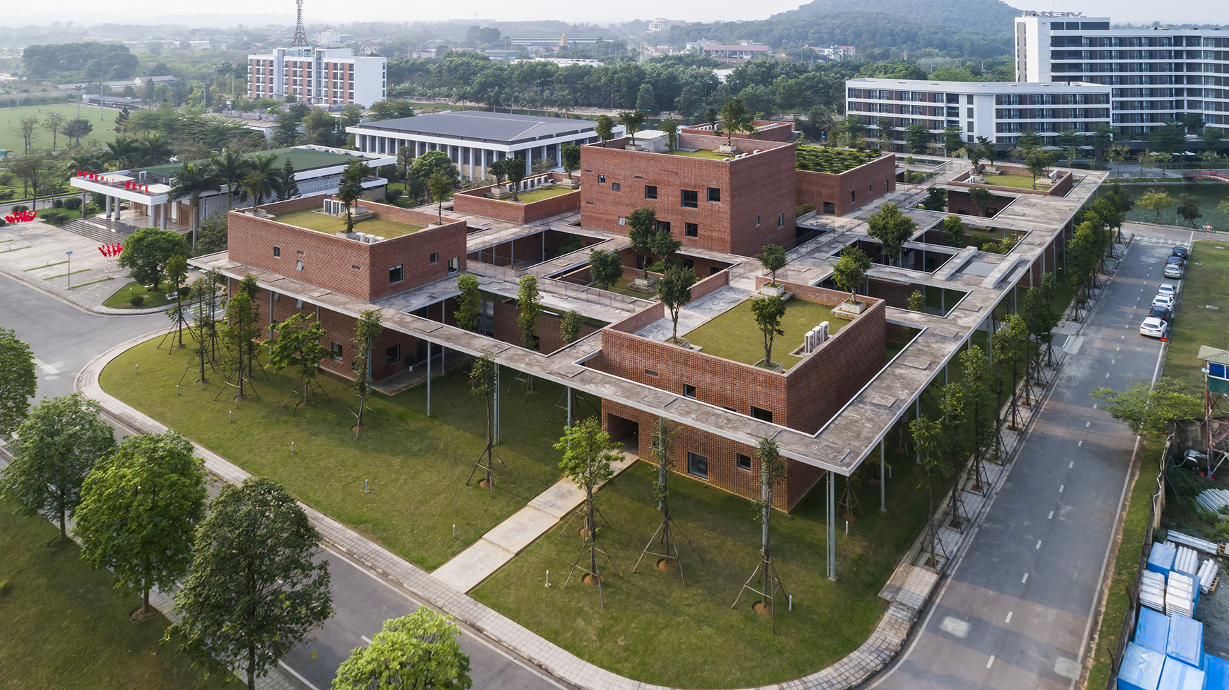 Gallery of Viettel Academy Educational Center / VTN Architects - 25