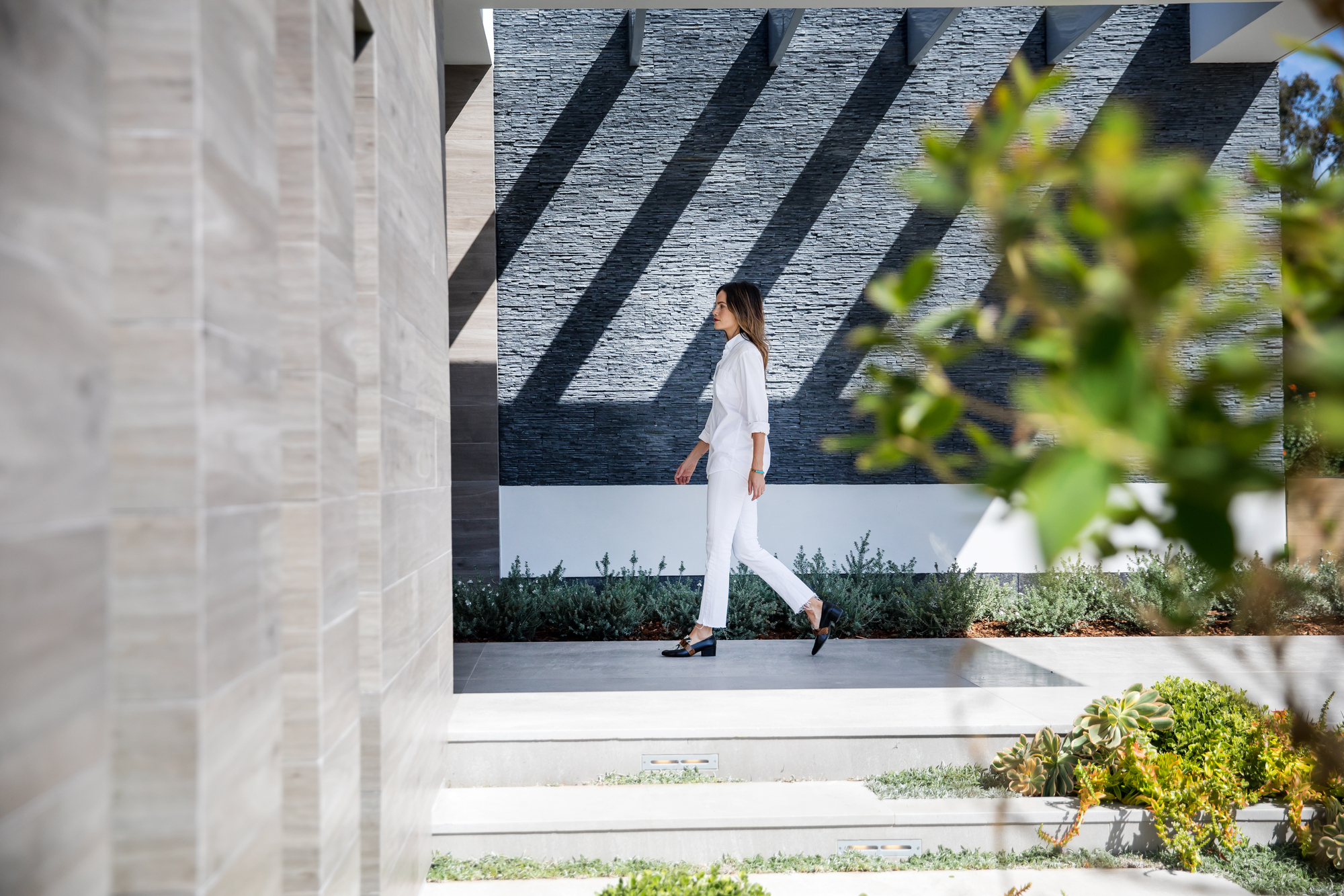 Gallery of Carla Ridge / Whipple Russell Architects - 47