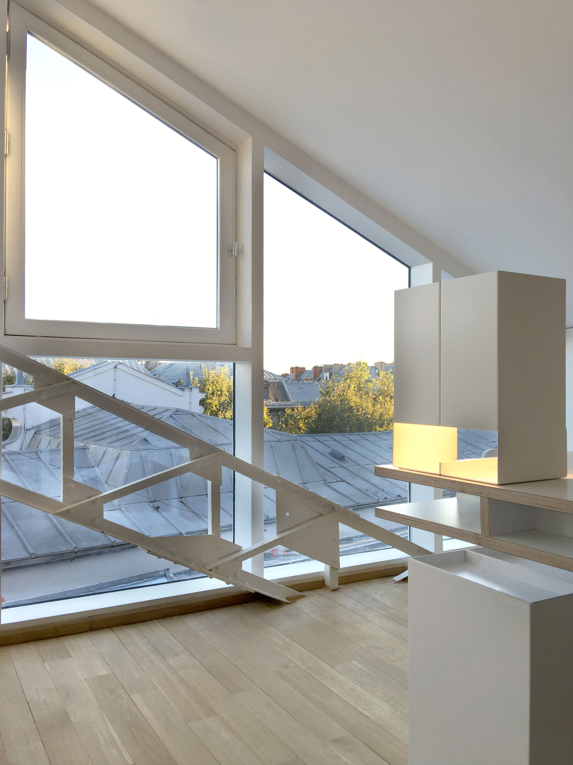 Galería de Oficina en la azotea / Policrónica - 10