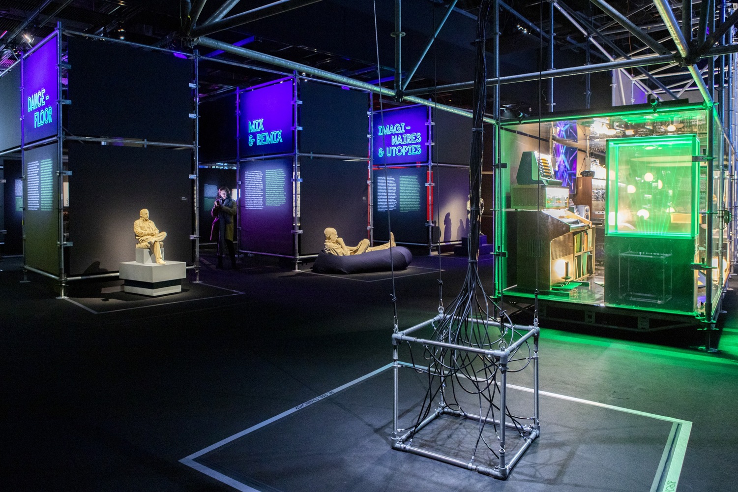 Gallery of 1024 architecture design Immersive Installations for Techno ...