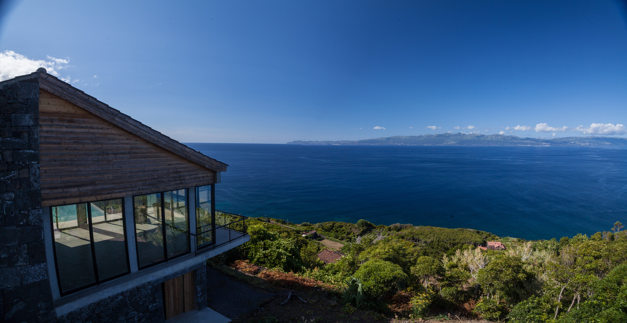 Galeria de Resort Lava Homes / Diogo Mega Architects - 37