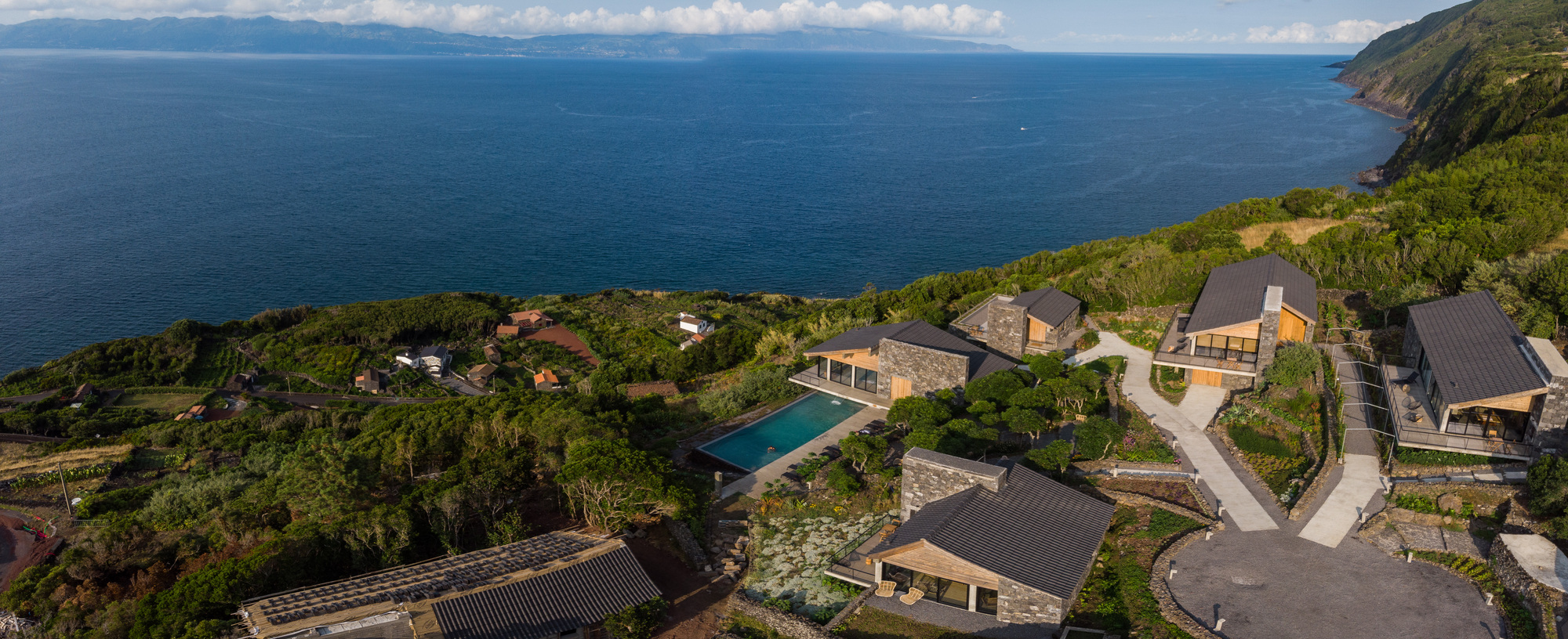 Gallery of Lava Homes / Diogo Mega Architects - 7