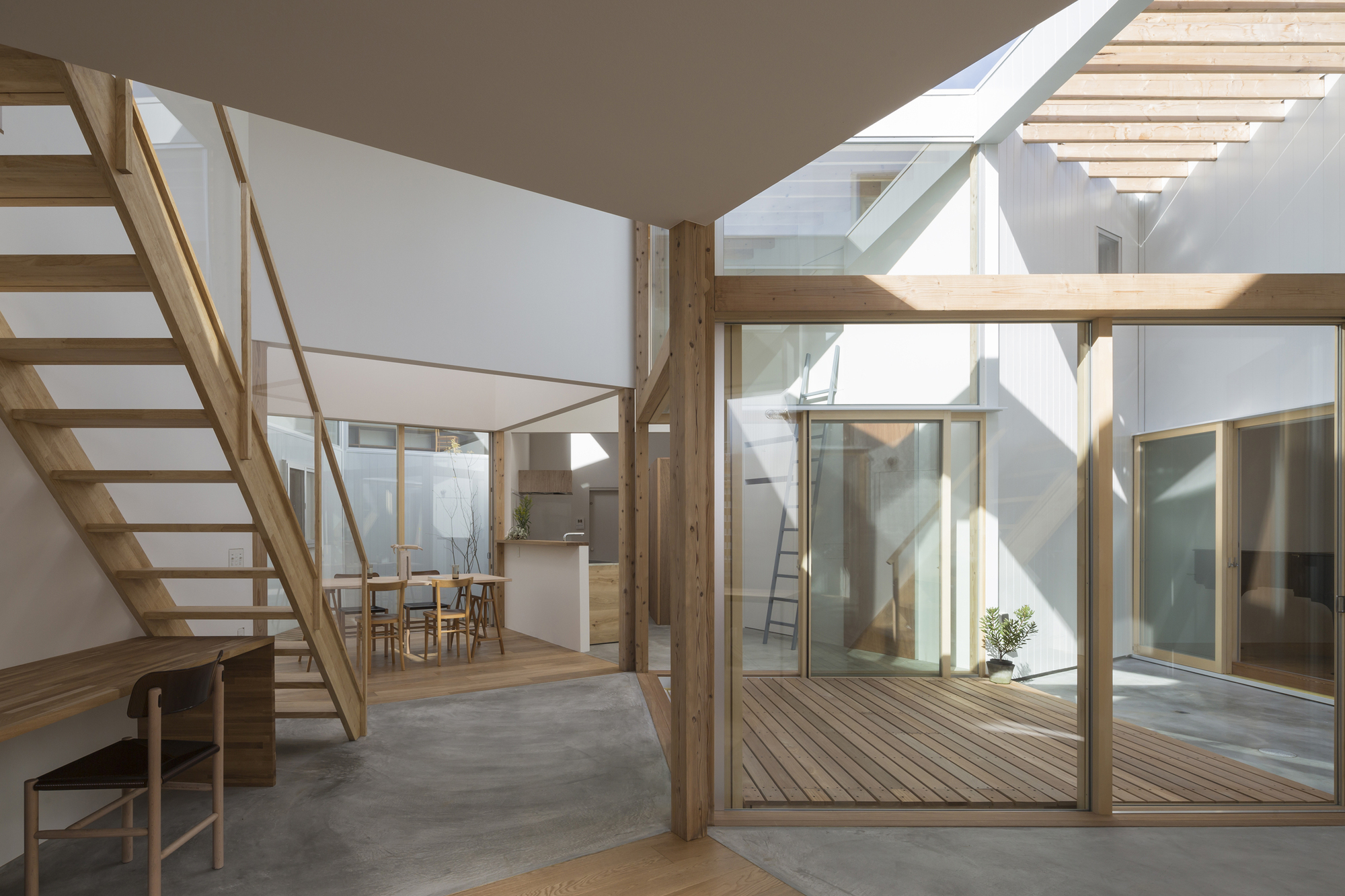 Gallery of House in Hokusetsu / Tato Architects - 18