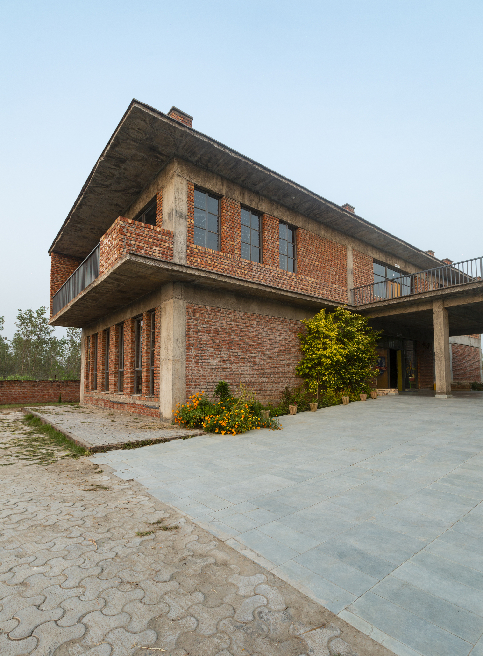 Gallery of Athenia High School / StudioNext - 21