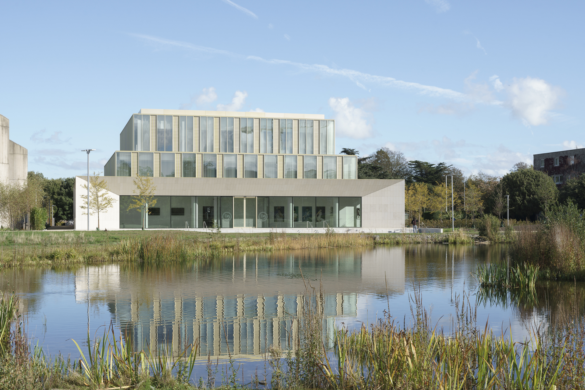 Gallery of Confucius Institute at UCD Belfield Campus / Robin Lee ...