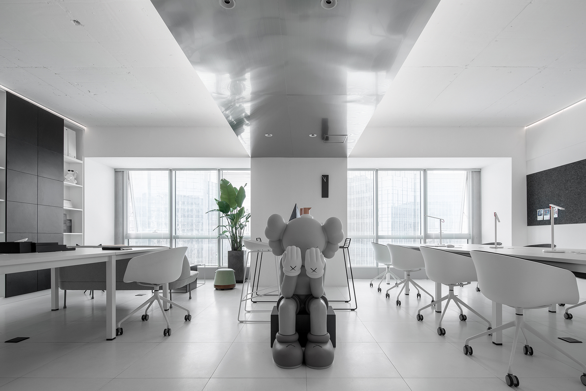 Gallery of White Box Office / Zhibai Design Studio - 3