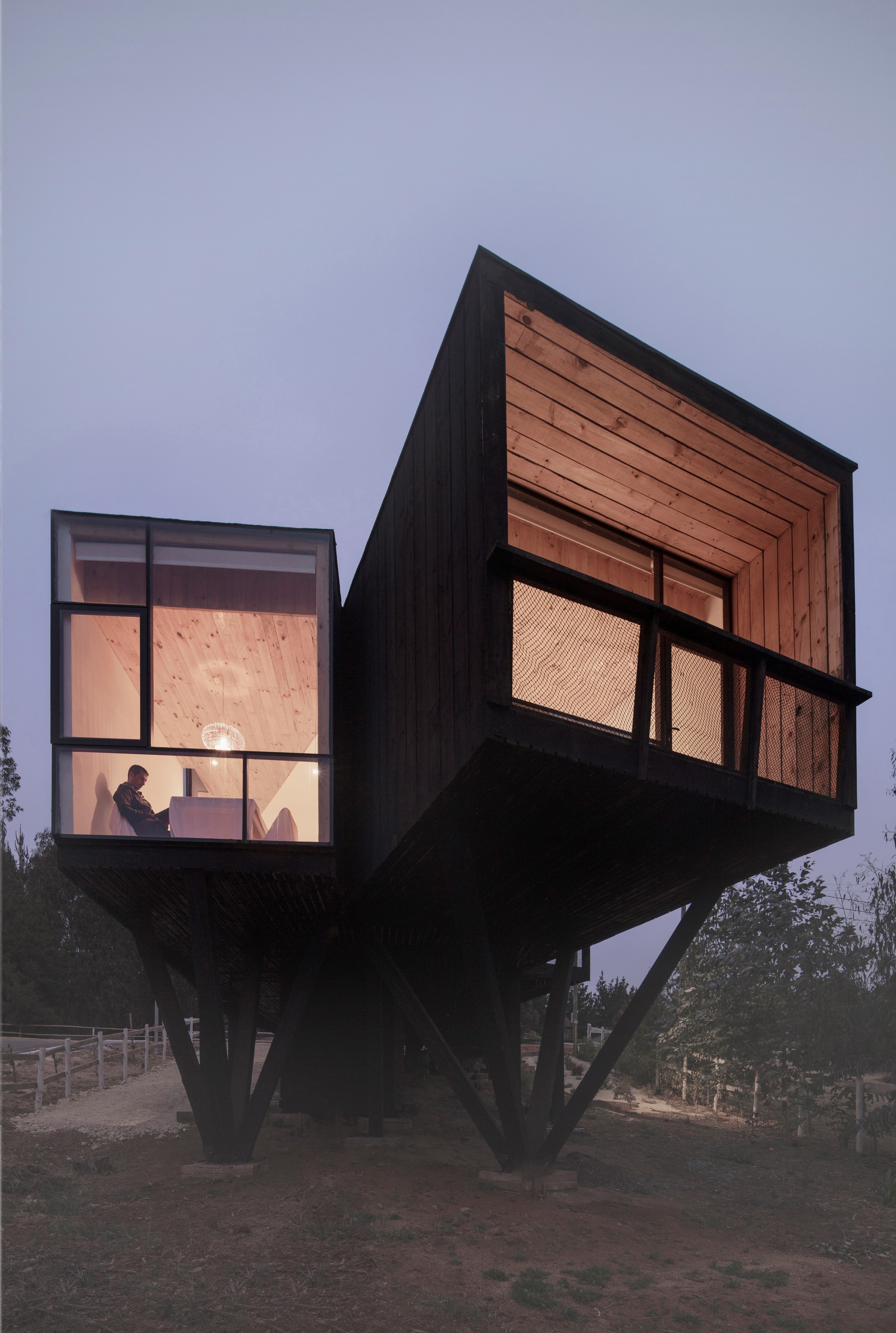 Gallery of Catalina House / Ignacio Rojas Hirigoyen - 1