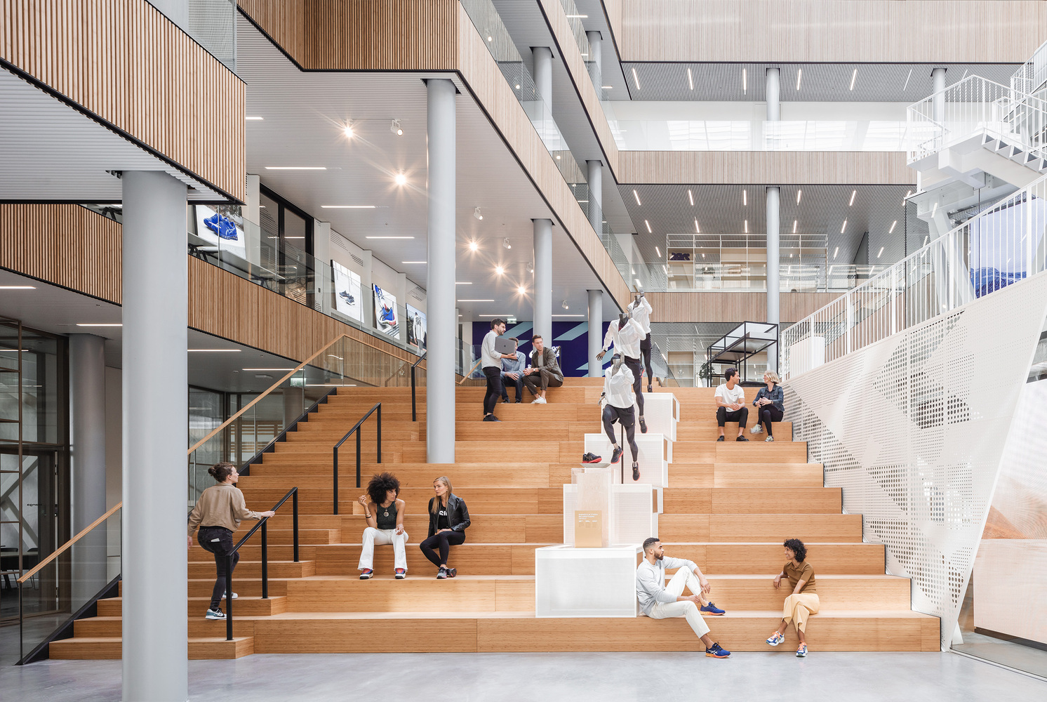 Gallery of ASICS EMEA Headquarters / Powerhouse Company - 16