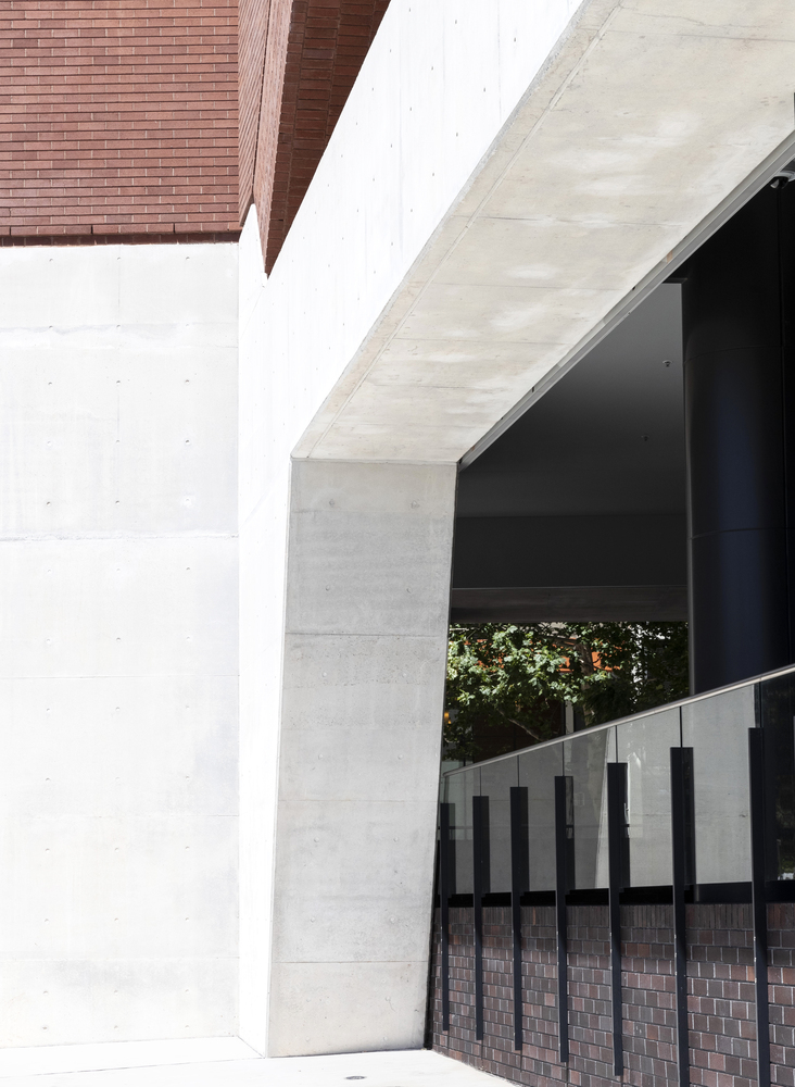 Gallery of The Roc Rail Operations Centre / Jacobs + Smart Design ...