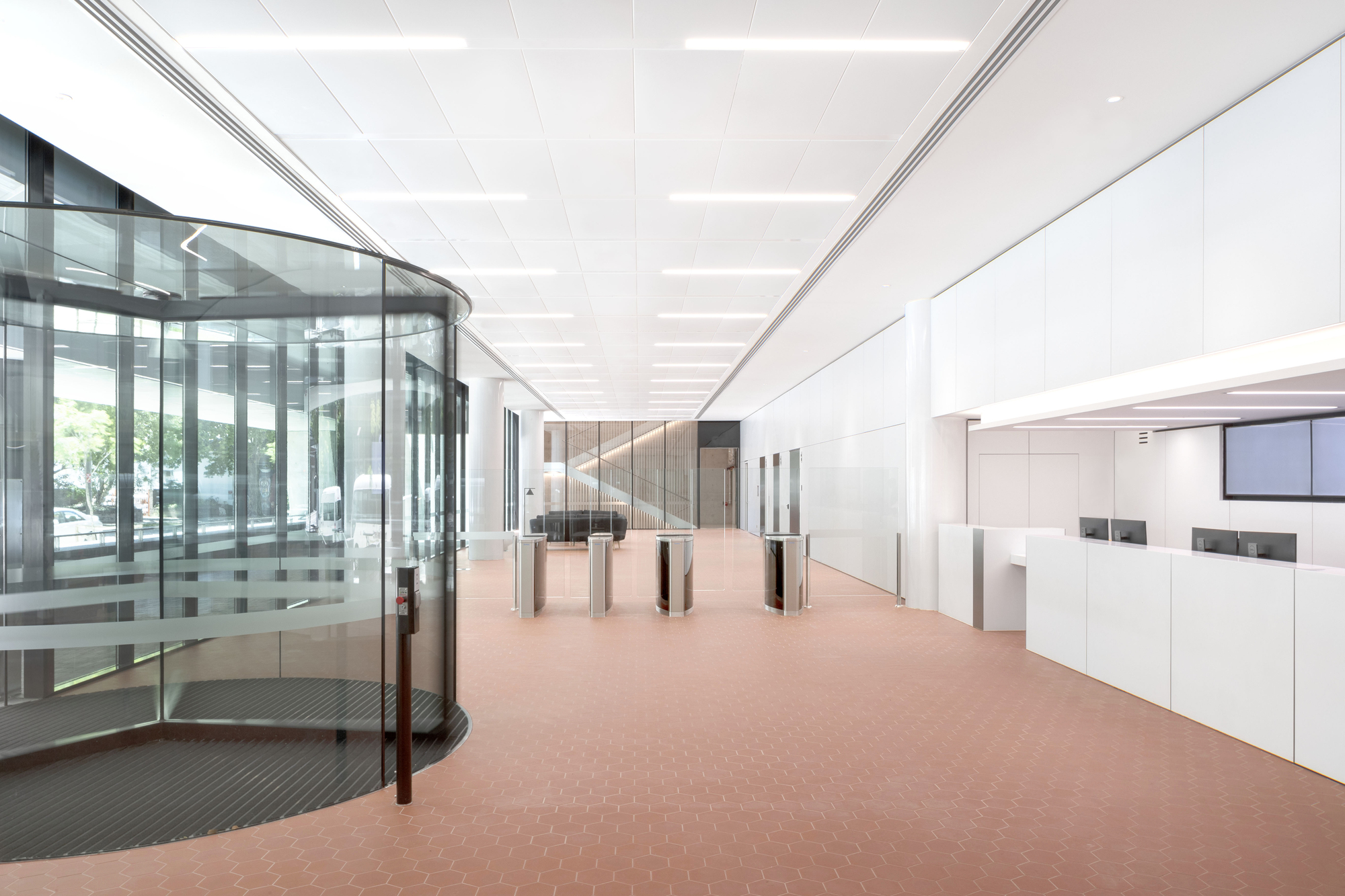 Gallery of The Roc Rail Operations Centre / Jacobs + Smart Design ...