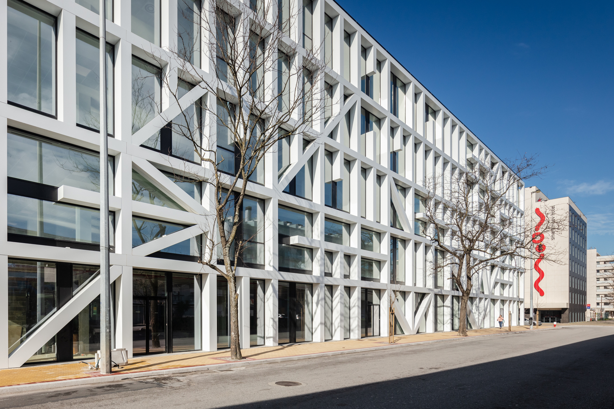 Gallery of Urbo Business Centre / Nuno Ferreira Capa | arquitectura e ...