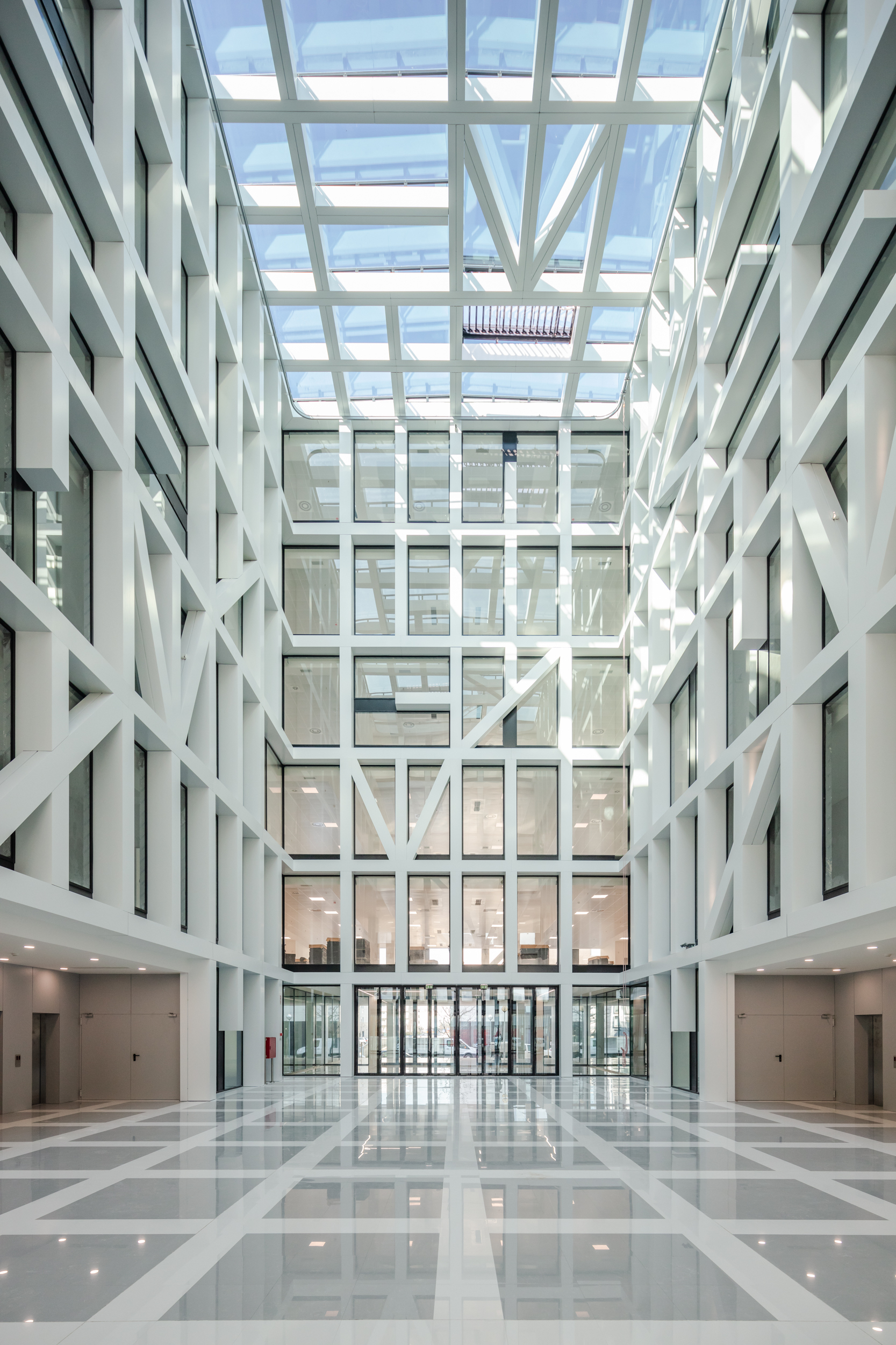 Gallery of Urbo Business Centre / Nuno Ferreira Capa | arquitectura e ...