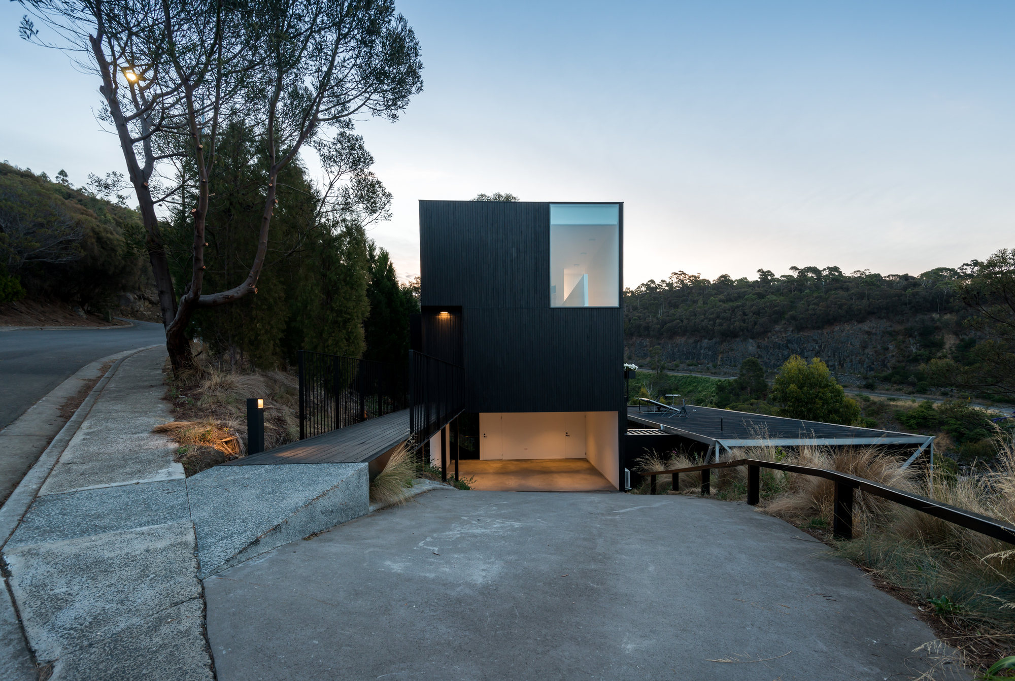 Gallery of (Gr)ancillary Dwelling / Crump Architects - 17