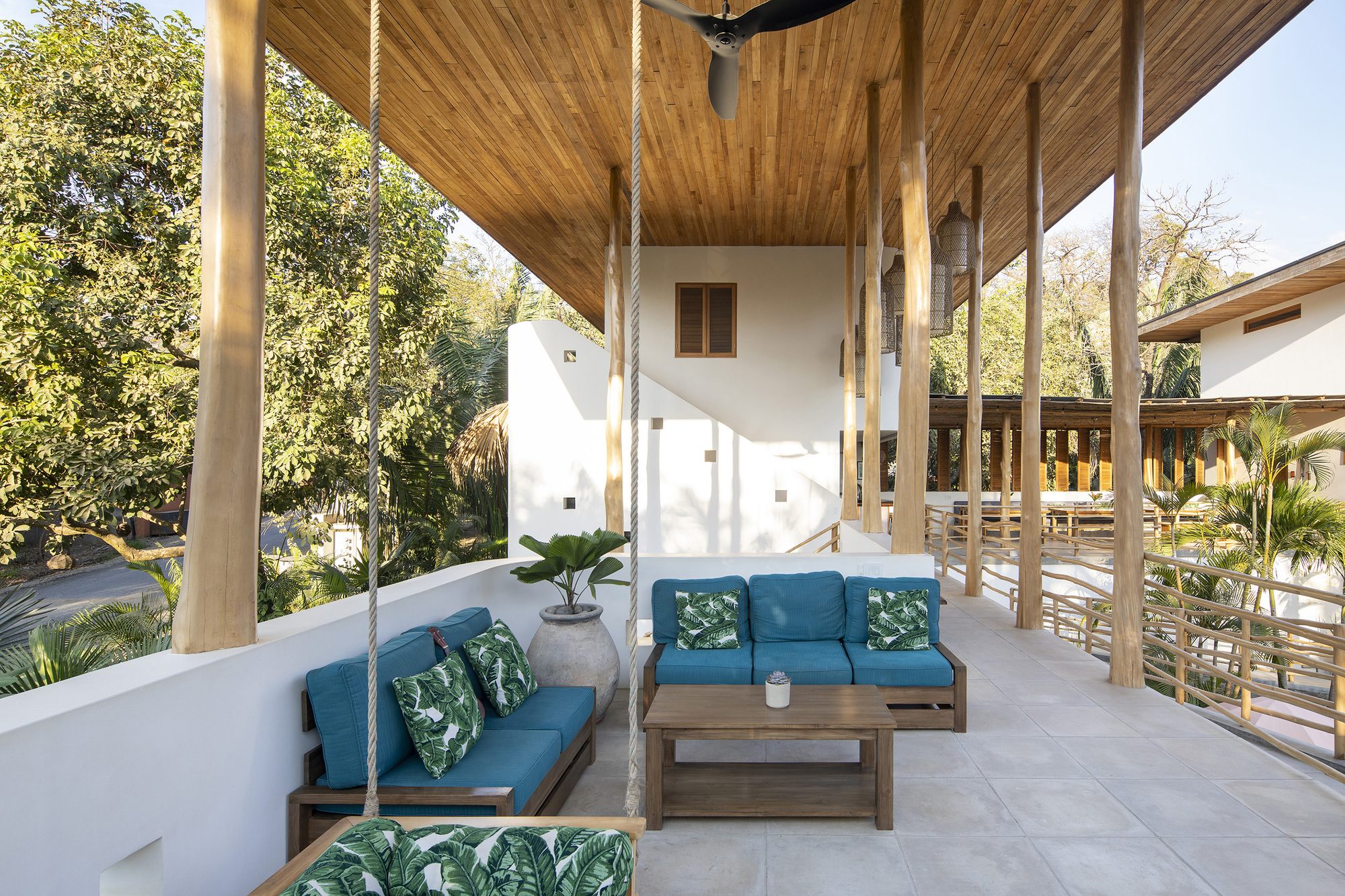 Gallery of Nomadic Hotel / Salagnac Arquitectos - 8