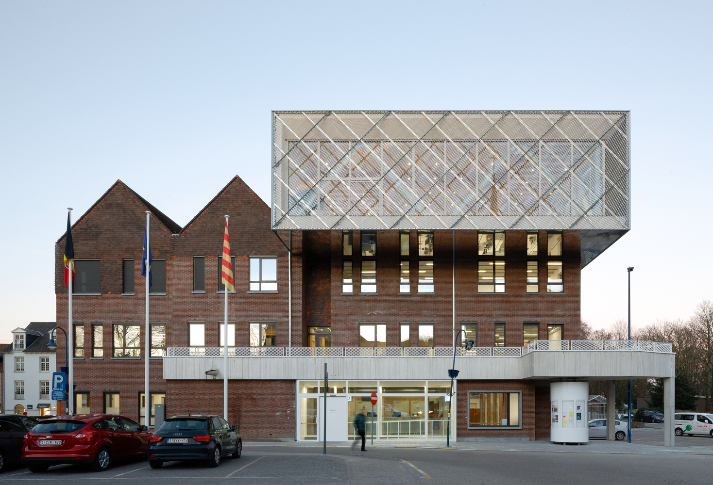 Gallery of Kontich City Hall / plusoffice architects - 1