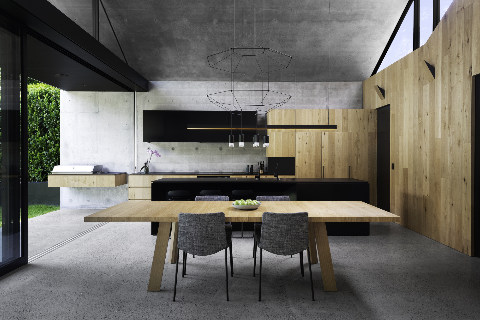 Gallery of Extruded House / MCK Architecture & Interiors - 25