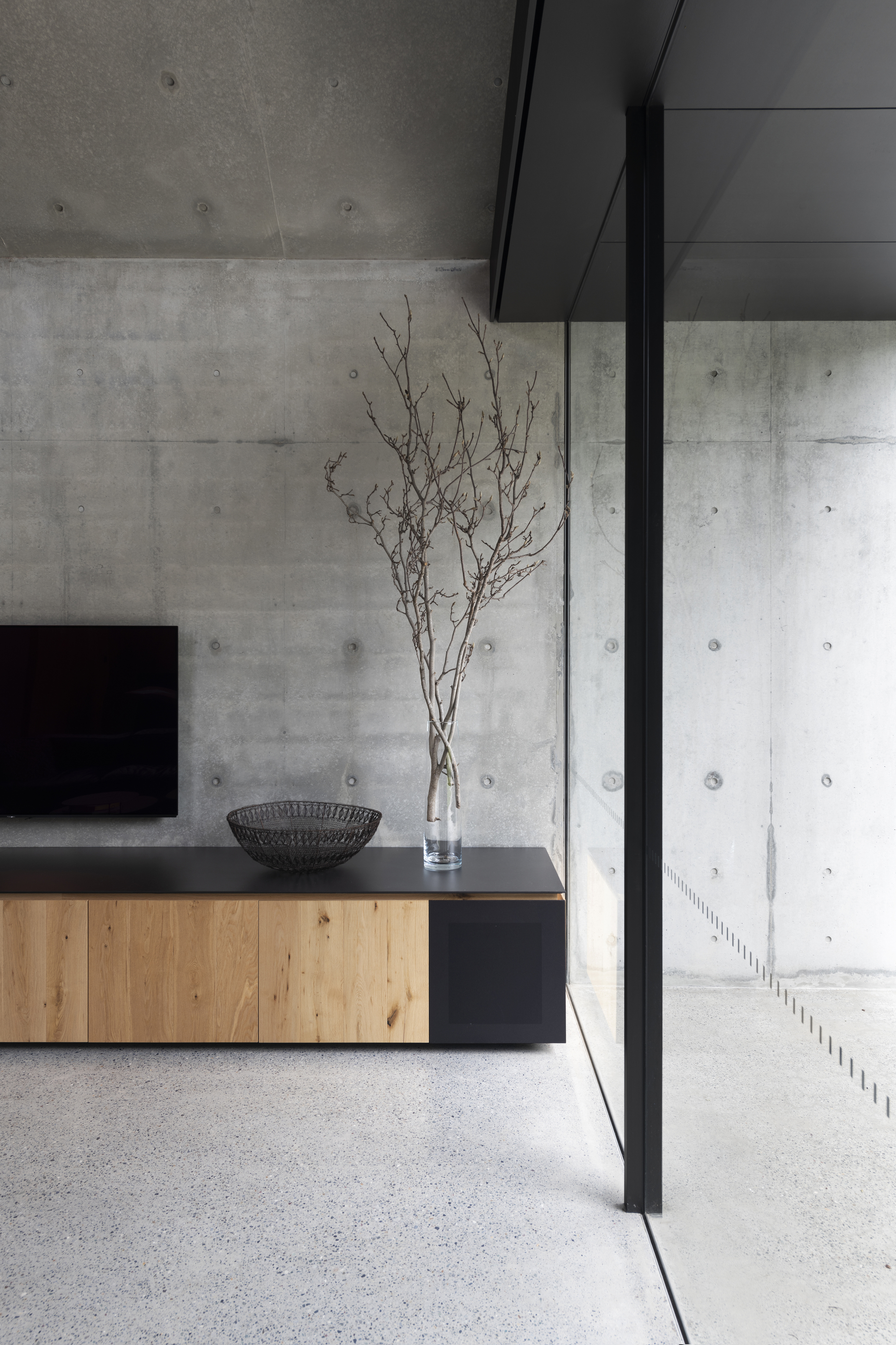 Gallery of Extruded House / MCK Architecture & Interiors - 5