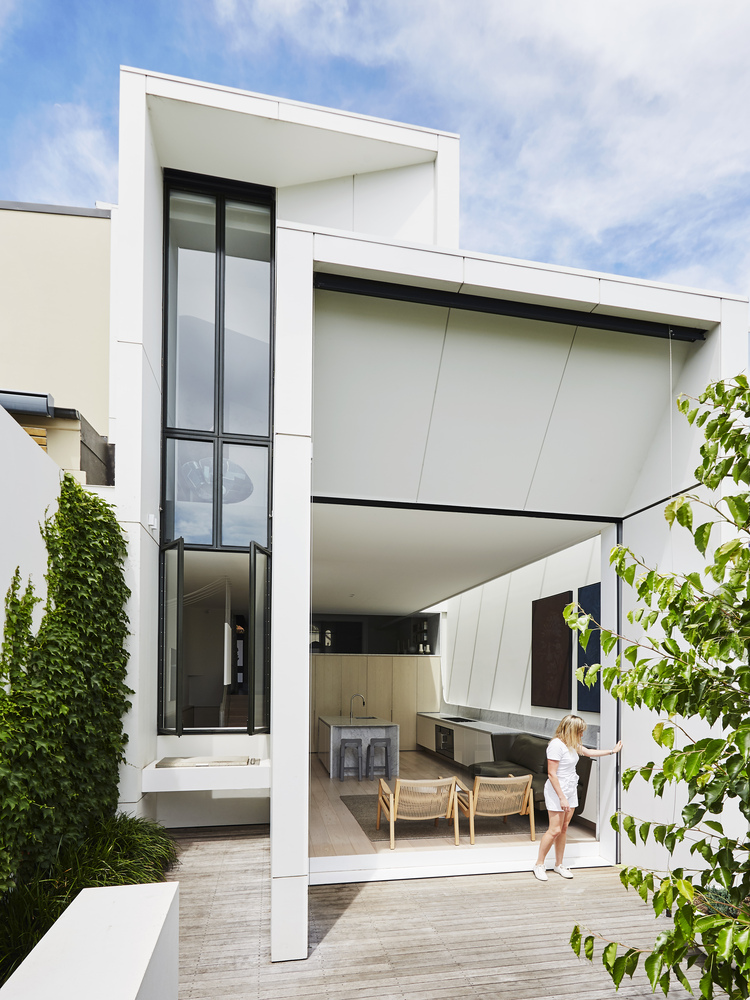 Gallery of Regent House / Smart Design Studio - 14