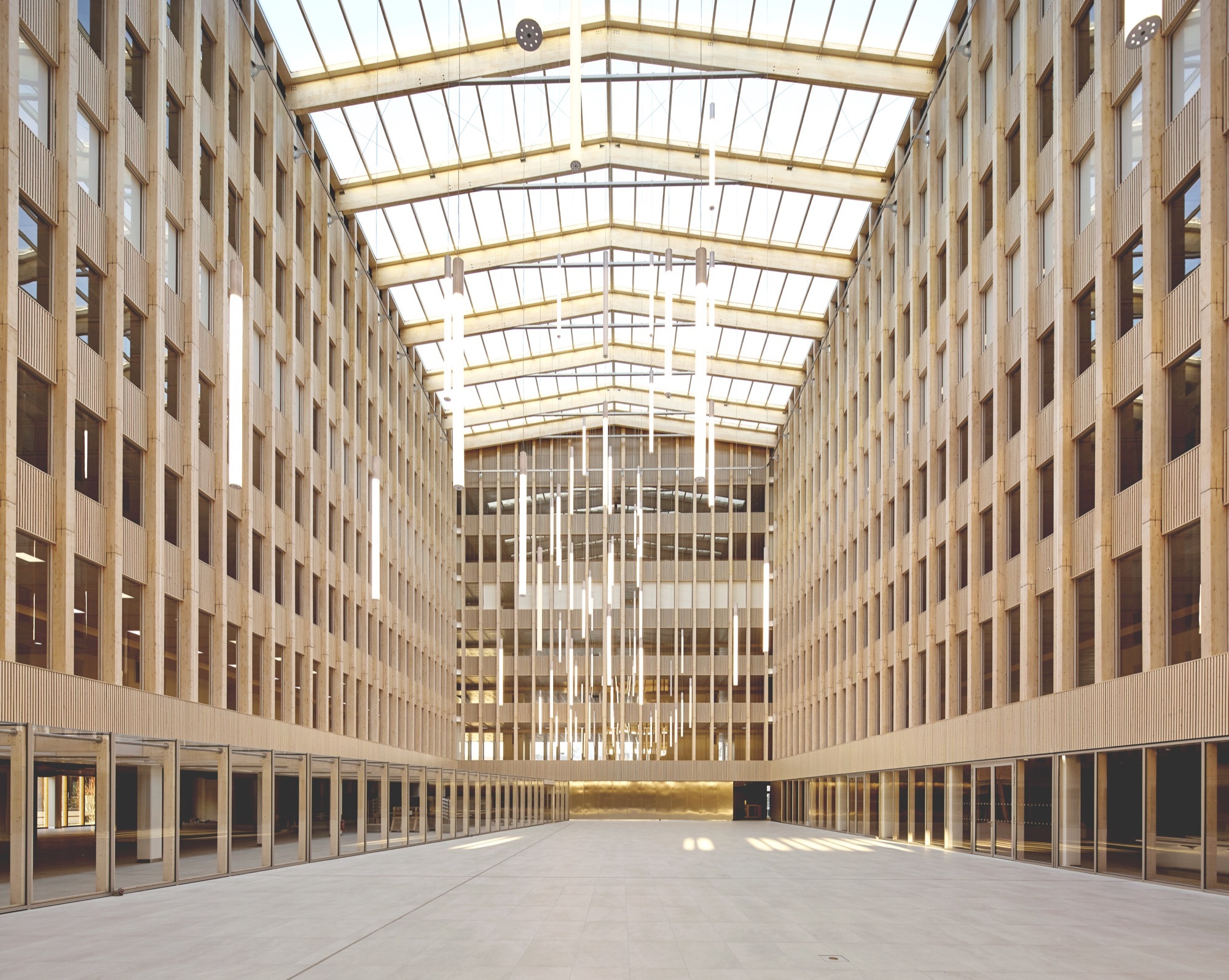 Gallery of Pulse Office Building & Restaurants / BFV ARCHITECTES - 2