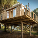 Gallery of Elliot Mono Cabin / Drop Structures - 1