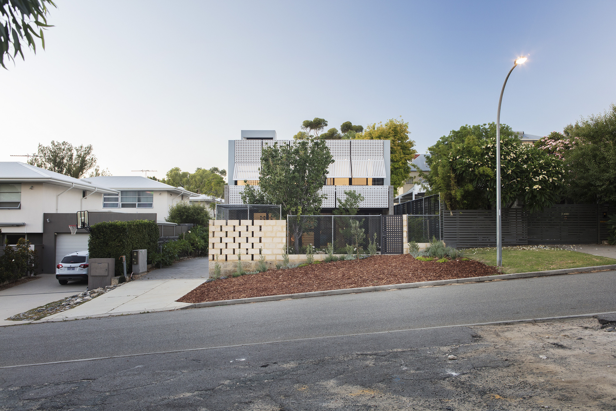 Gallery of Blinco Street House / Philip Stejskal Architecture - 6