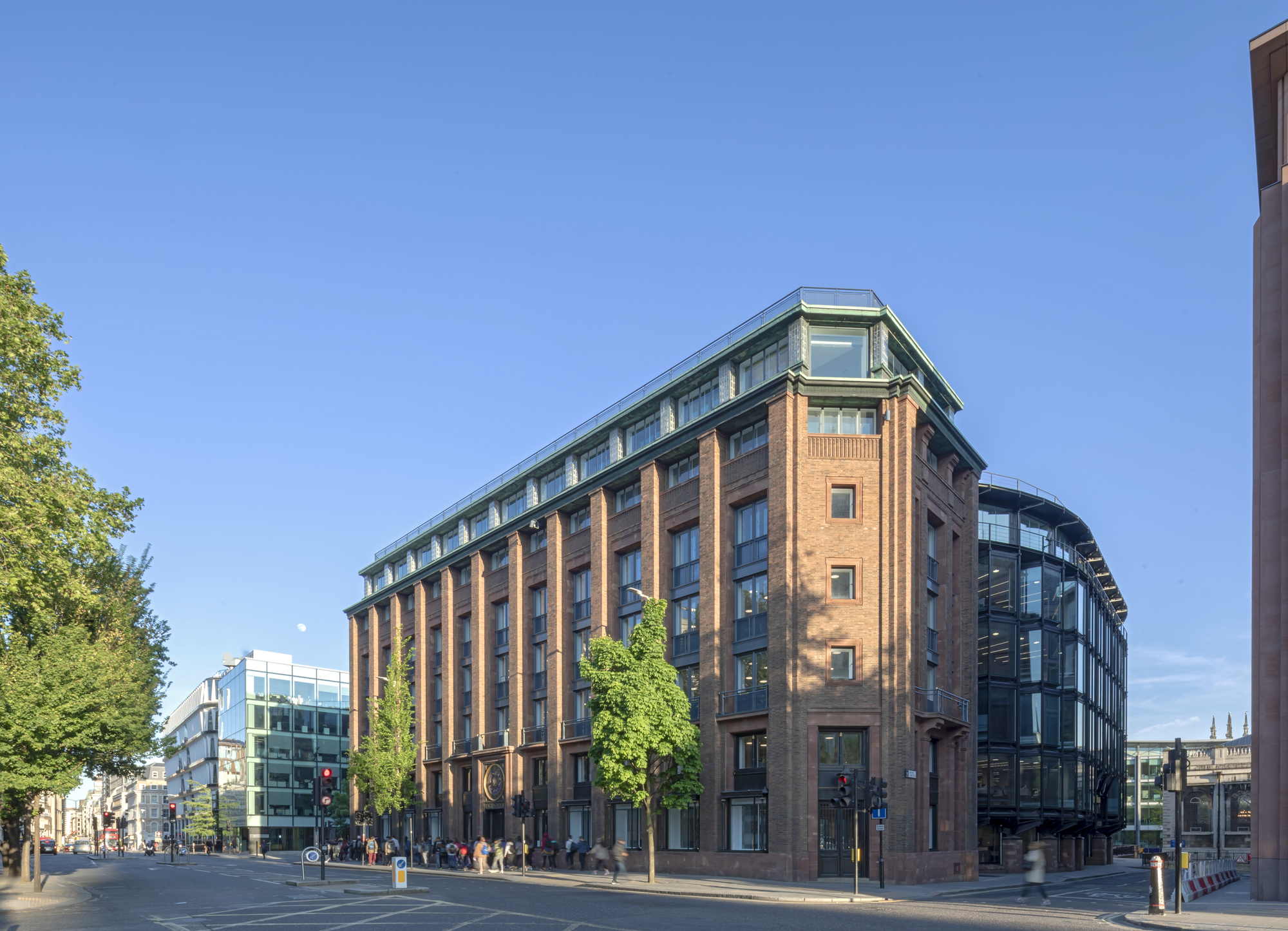 Gallery of Bracken House Office Building / John Robertson Architects - 23