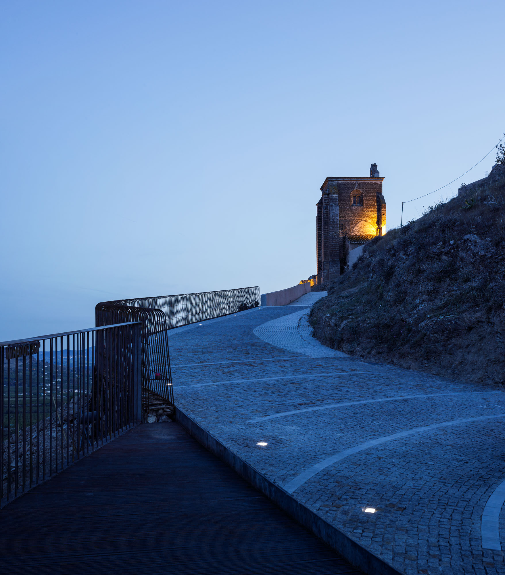Gallery of 360° Viewpoint / WaterScales arquitectos - 17
