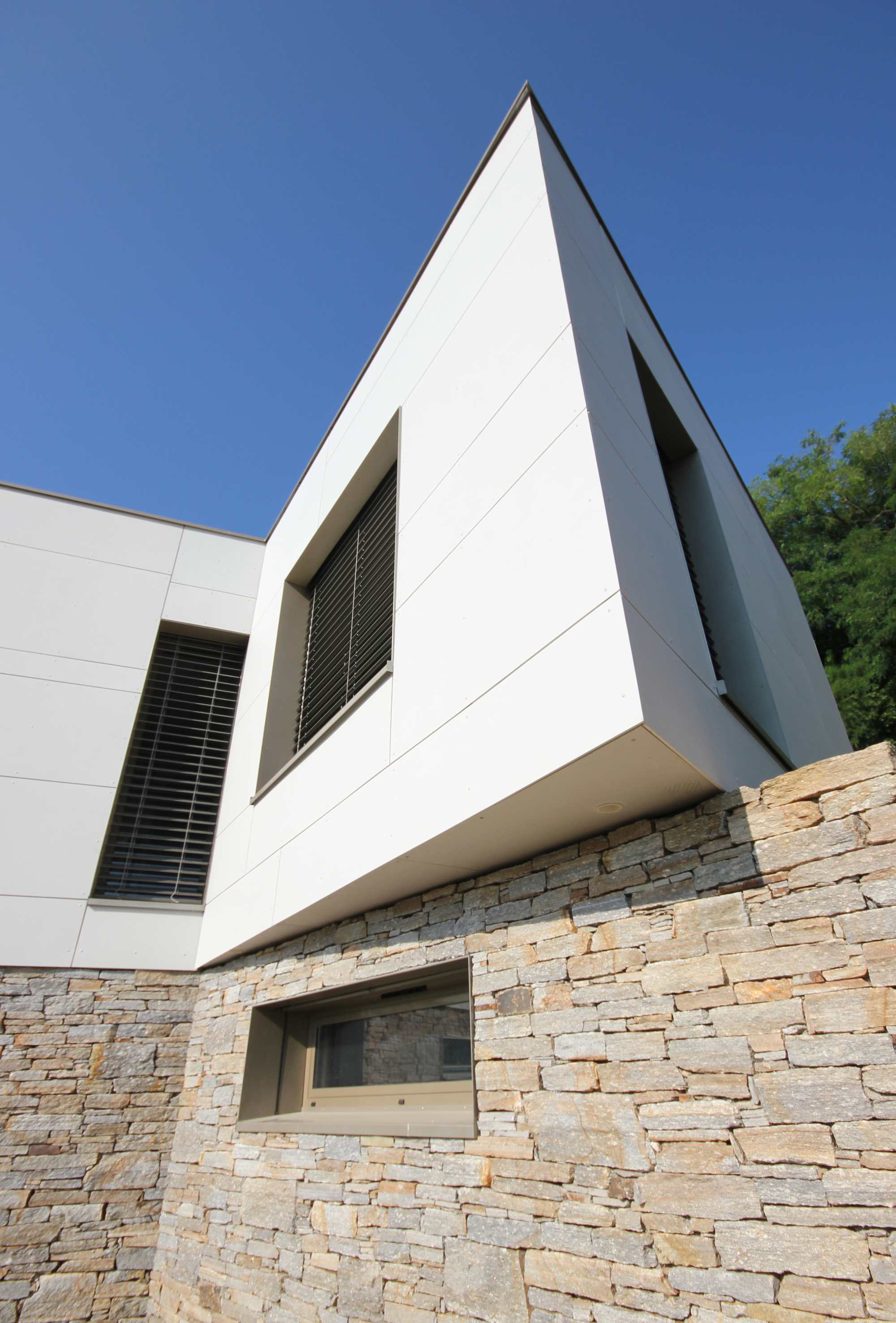 Gallery of HOUSE B4 / KWa - 6