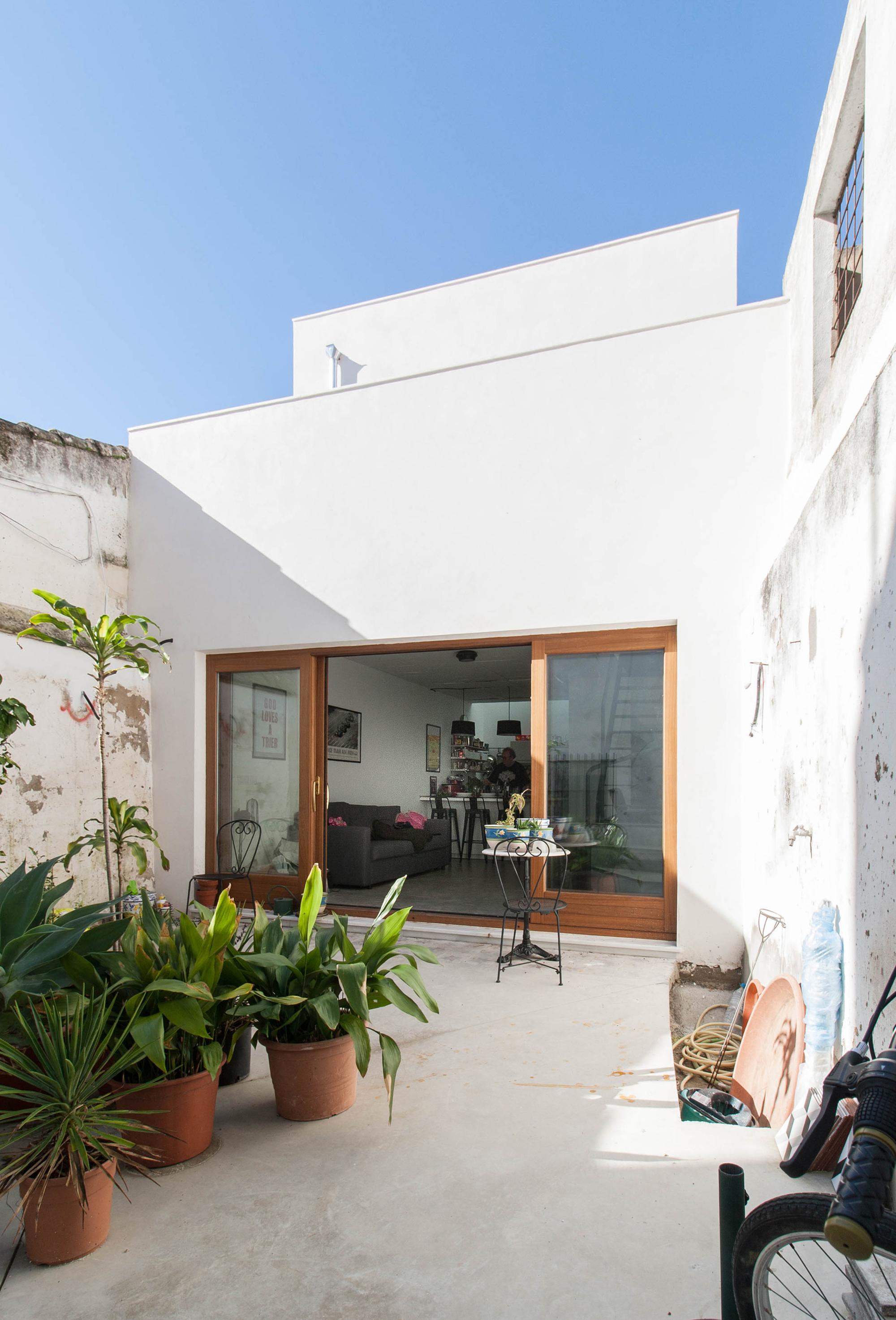Gallery of House for a Writer / Iniesta Nowell Arquitectos - 3