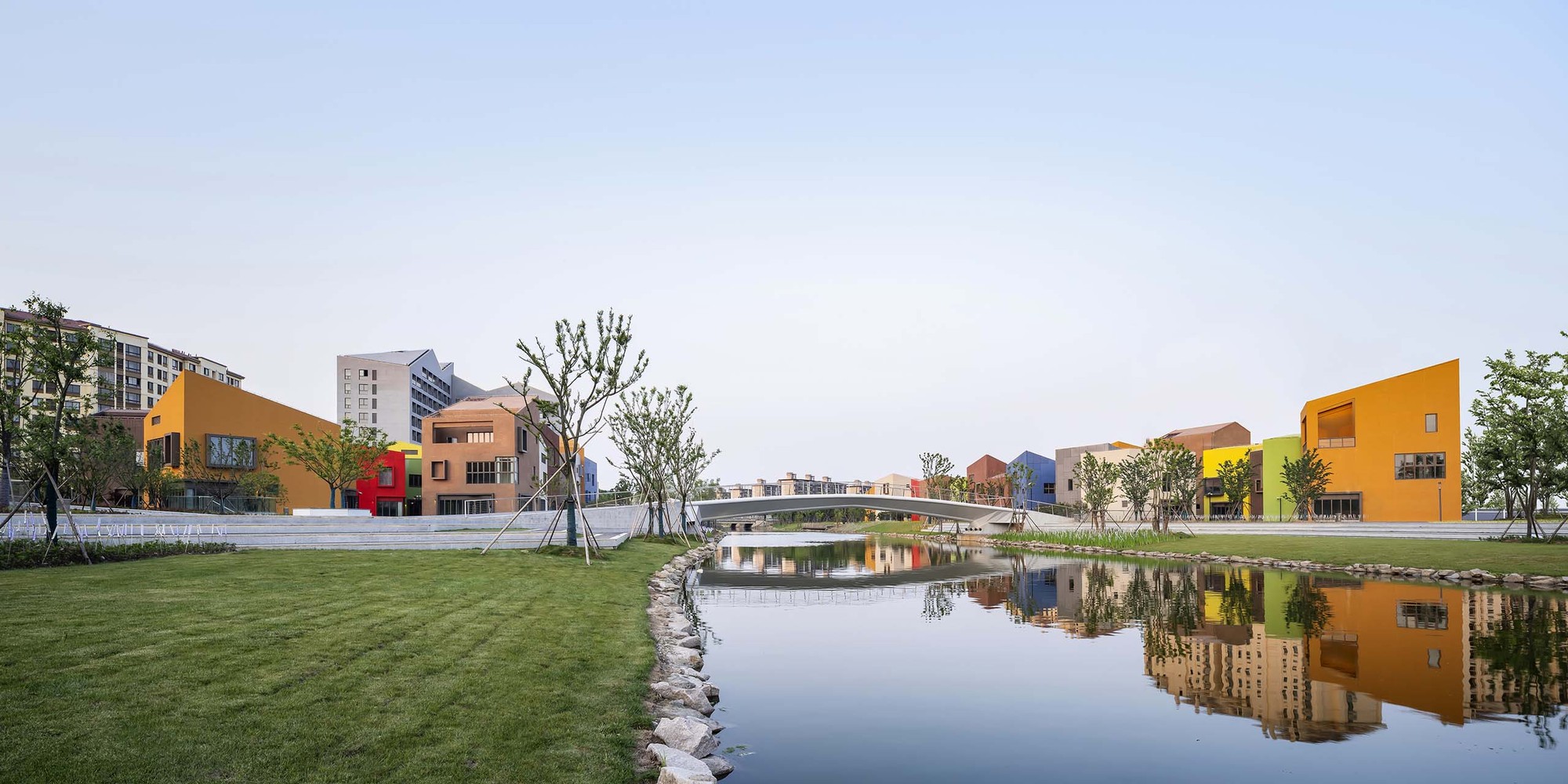 Gallery of LinGang New City Community Shopping Center / Shanghai ZF ...