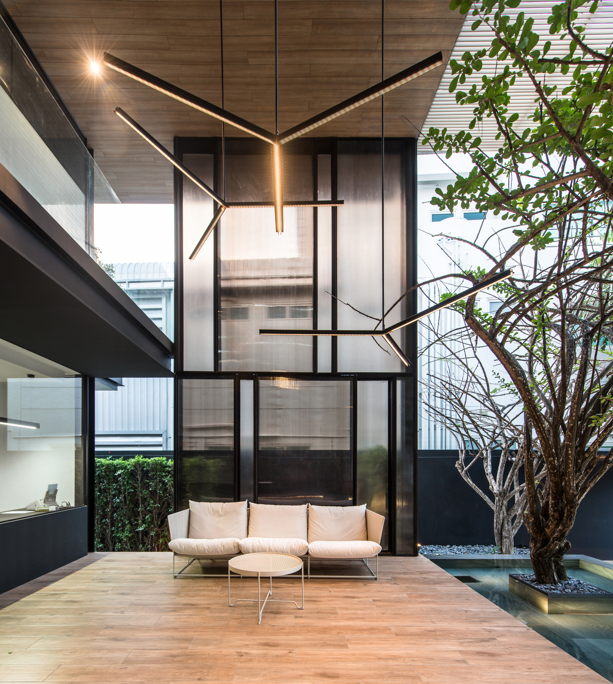 Gallery of Intelligent Building / Octane architect & design - 14