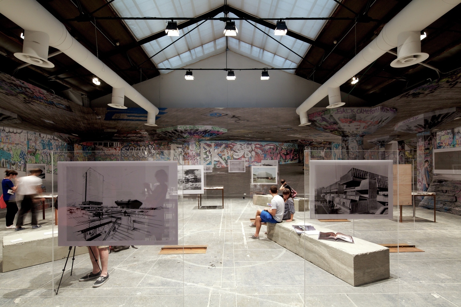 Galería de 18 proyectos de museografía diseñados por OMA - 12