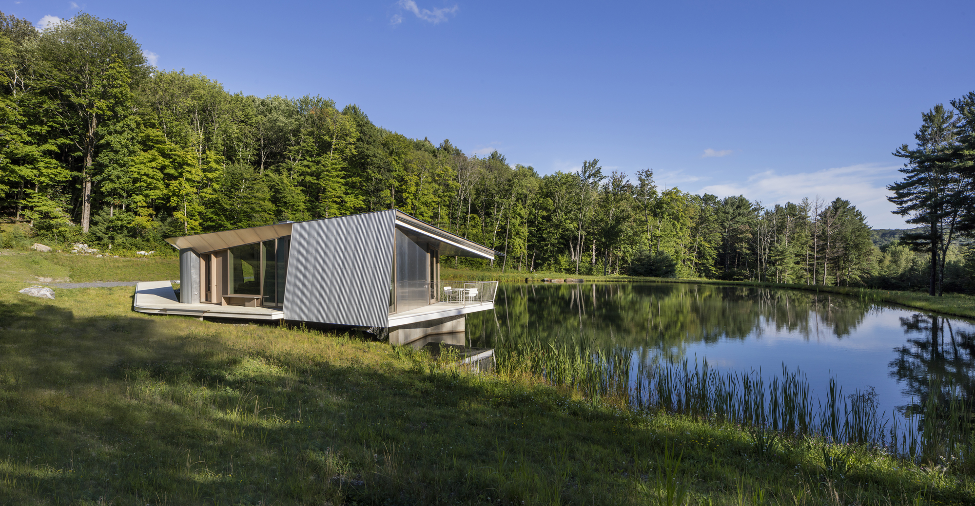 Gallery of Ephemeral Edge / Dean-Wolf Architects - 15