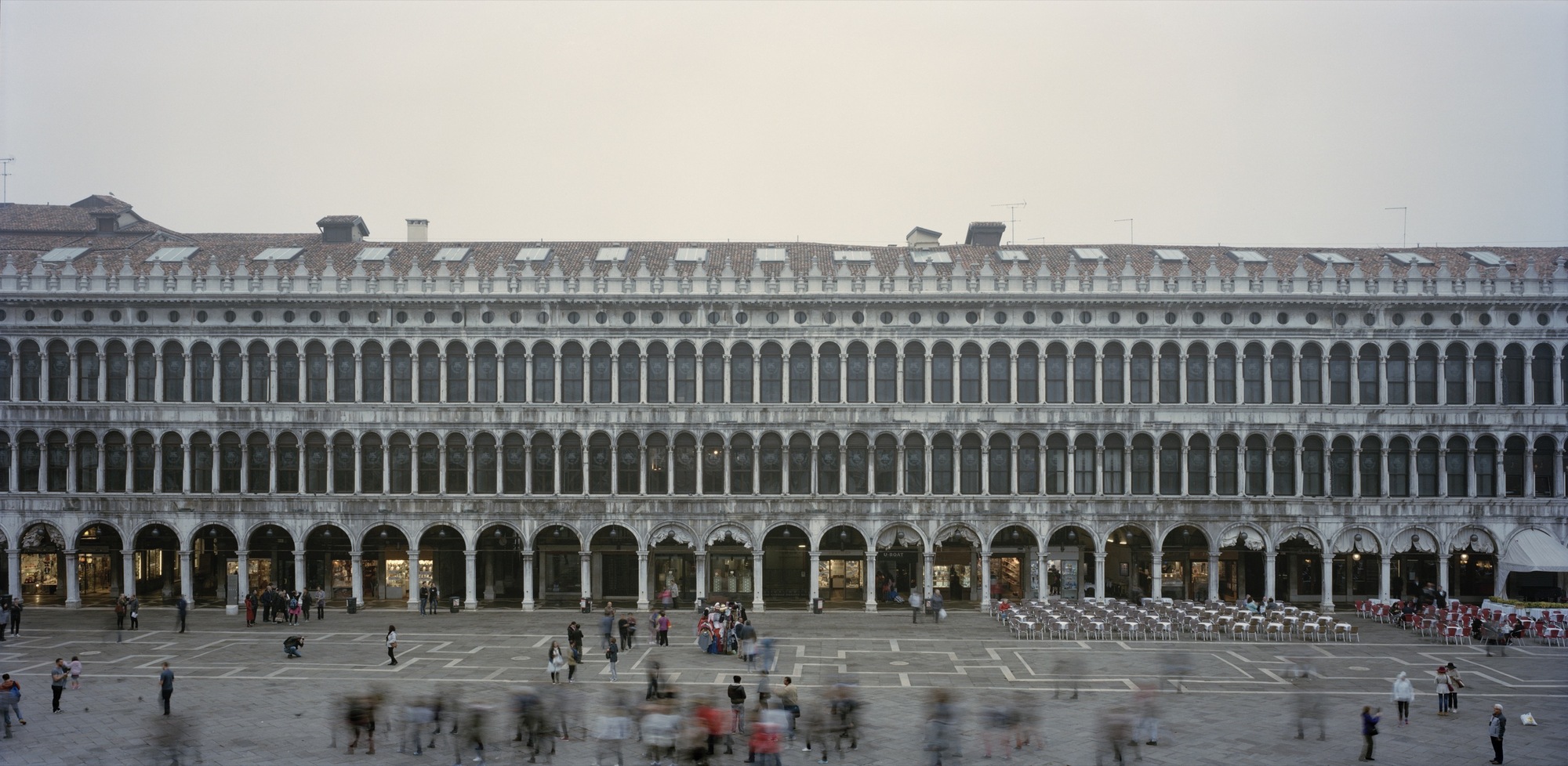 Galeria de David Chipperfield projeta renovação de edifício histórico ...